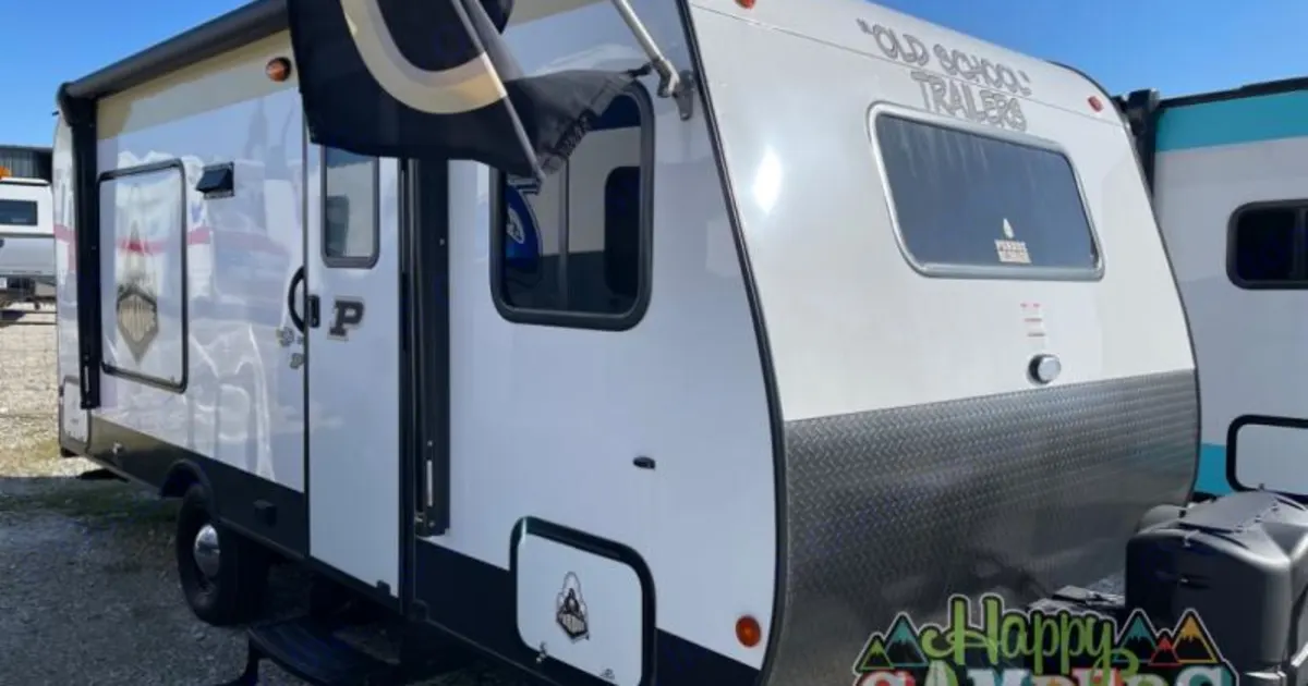 2023 Old School 820FTG Travel trailer Rental in Lafayette, IN | Outdoorsy