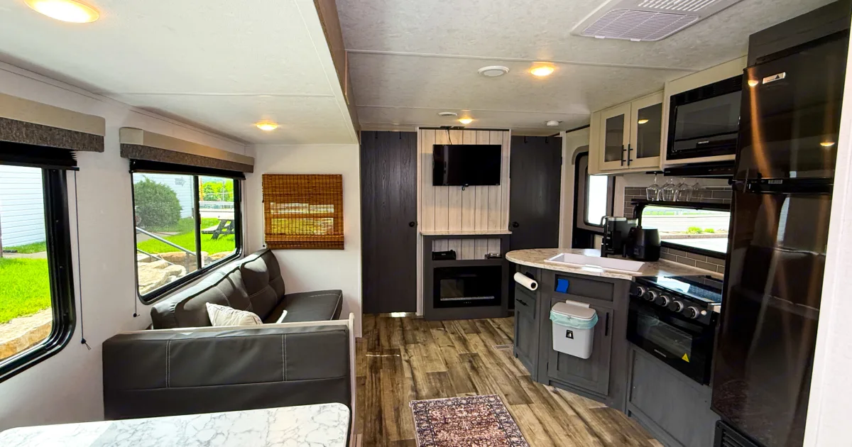 2025 Keystone Dutchmen Colorado 29BHC Travel trailer Rental in Pacific ...