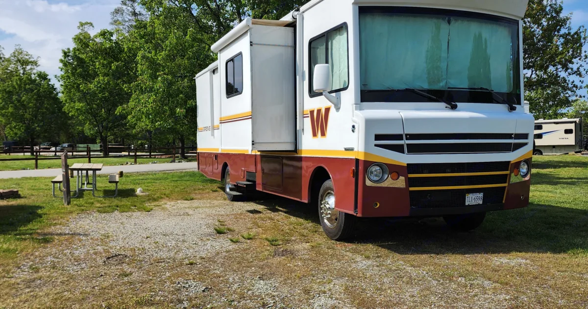 2016 Winnebago Brave Class A Rental in WINDSOR, VA | Outdoorsy