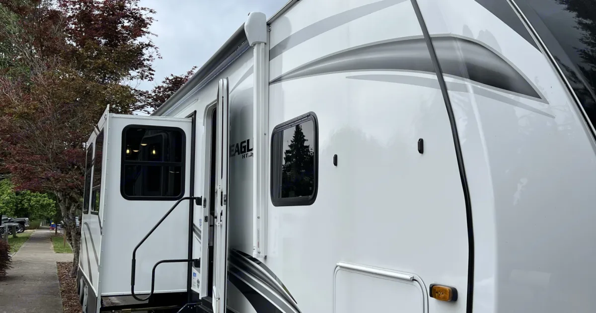 2022 Jayco Eagle HT Travel trailer Rental in Sandy, OR | Outdoorsy