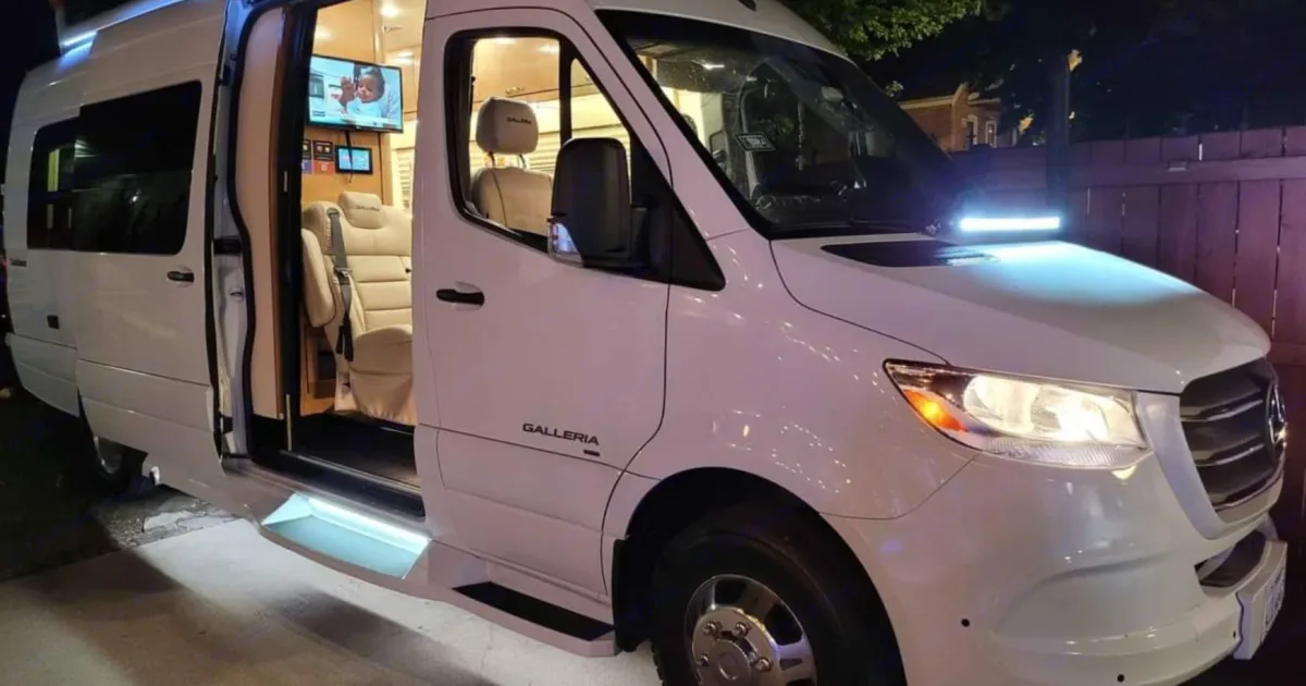 2021 Mercedes sprinter Class B Rental in Chicago, IL | Outdoorsy