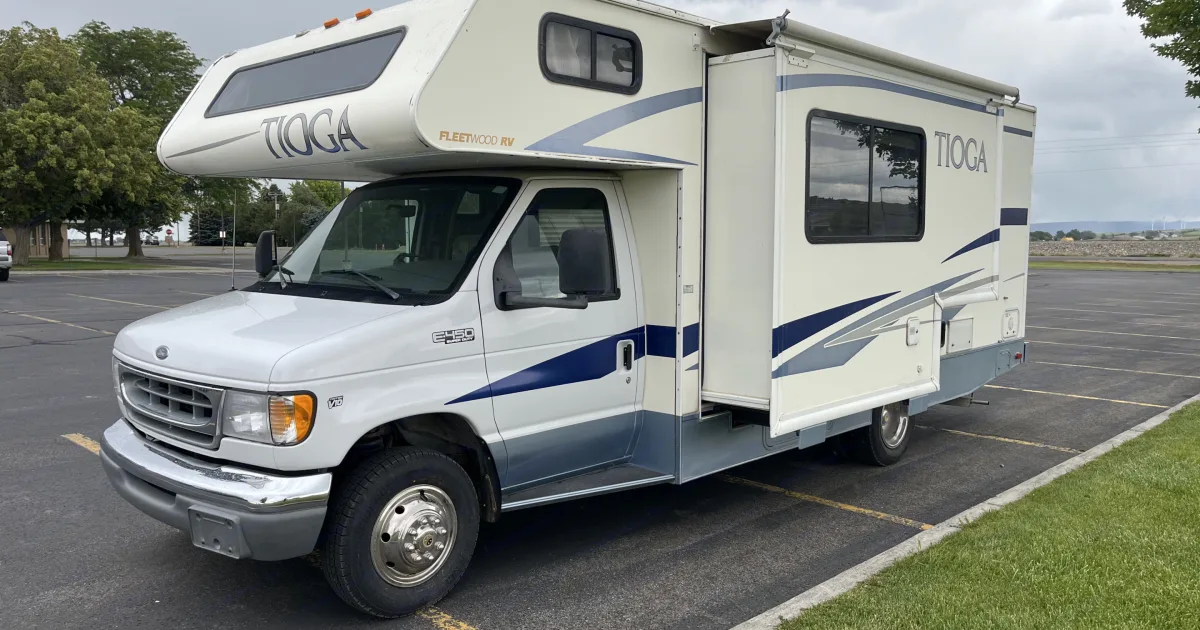 2001 Tioga Tioga Motorhome Class C Rental in Rigby, ID | Outdoorsy