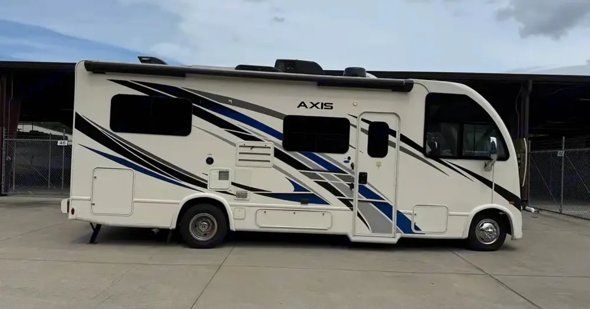 2022 Thor Axis Class A Rental in Sumner, WA | Outdoorsy