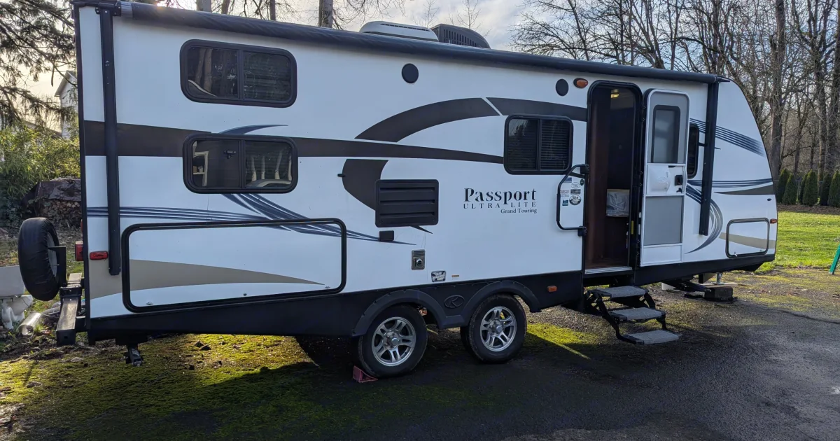 2016 Keystone RV Passport Grand Touring Travel trailer in BEAVERTON, OR ...