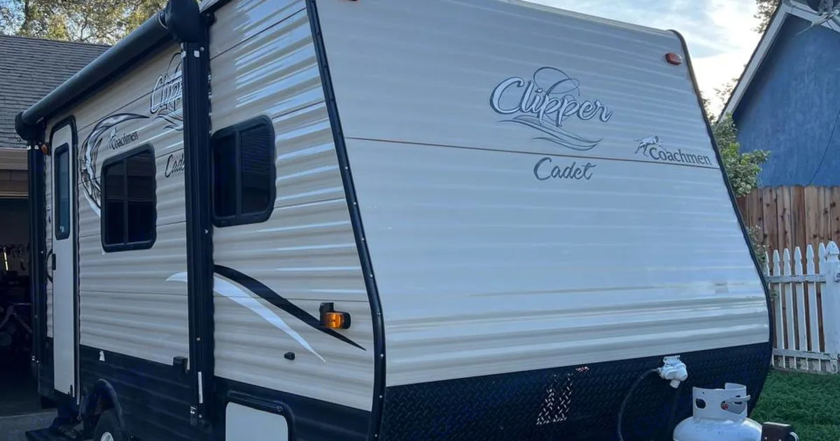 2018 Coachmen Clipper Cadet 16FB Travel trailer Rental in Rancho ...