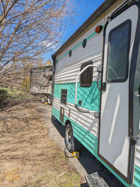 Photos | 2019 Gulf Stream Capri Travel trailer Rental in Rittman, OH ...