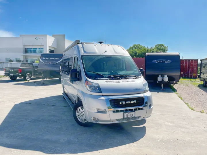 Photos | 2019 Winnebago Travato Class B Rental in Conroe, TX | Outdoorsy