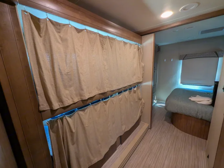 Photos | 2018 Jayco Greyhawk Prestige Class C Rental in Gretna, NE ...
