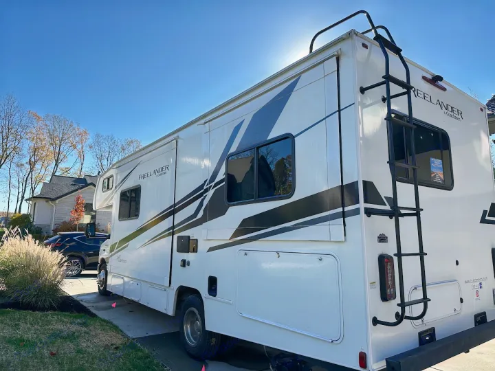Photos | 2022 Forest River Coachmen Freelander Premier Class C Rental ...