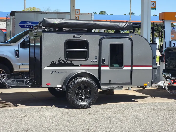 Photos | 2021 InTech RV InTech RV Trailer Travel trailer Rental in ...