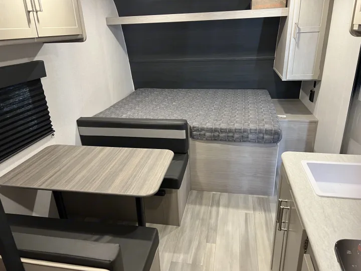 Photos | 2024 Keystone RV Springdale Mini 1800BH Travel trailer Rental ...