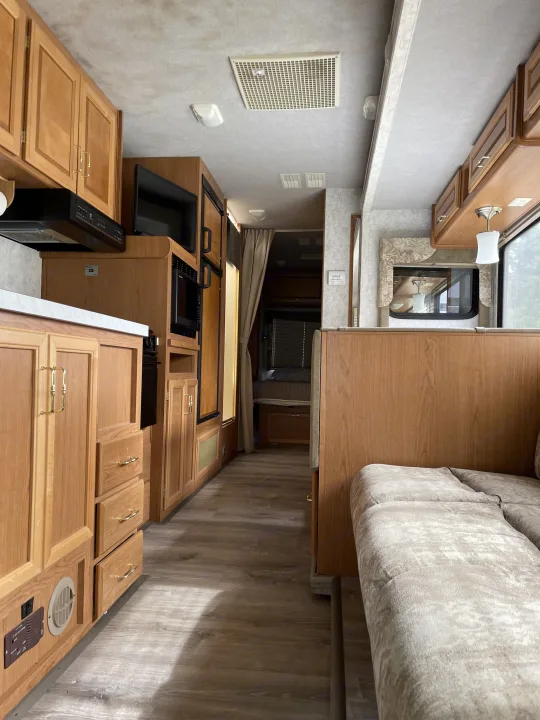 Photos | 2000 Tioga Tioga Motorhome Class C Rental in Collierville, TN ...