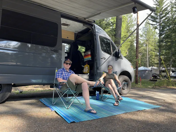 Photos | 2021 Mercedes-Benz Sprinter Camper van Rental in LAKE OSWEGO ...