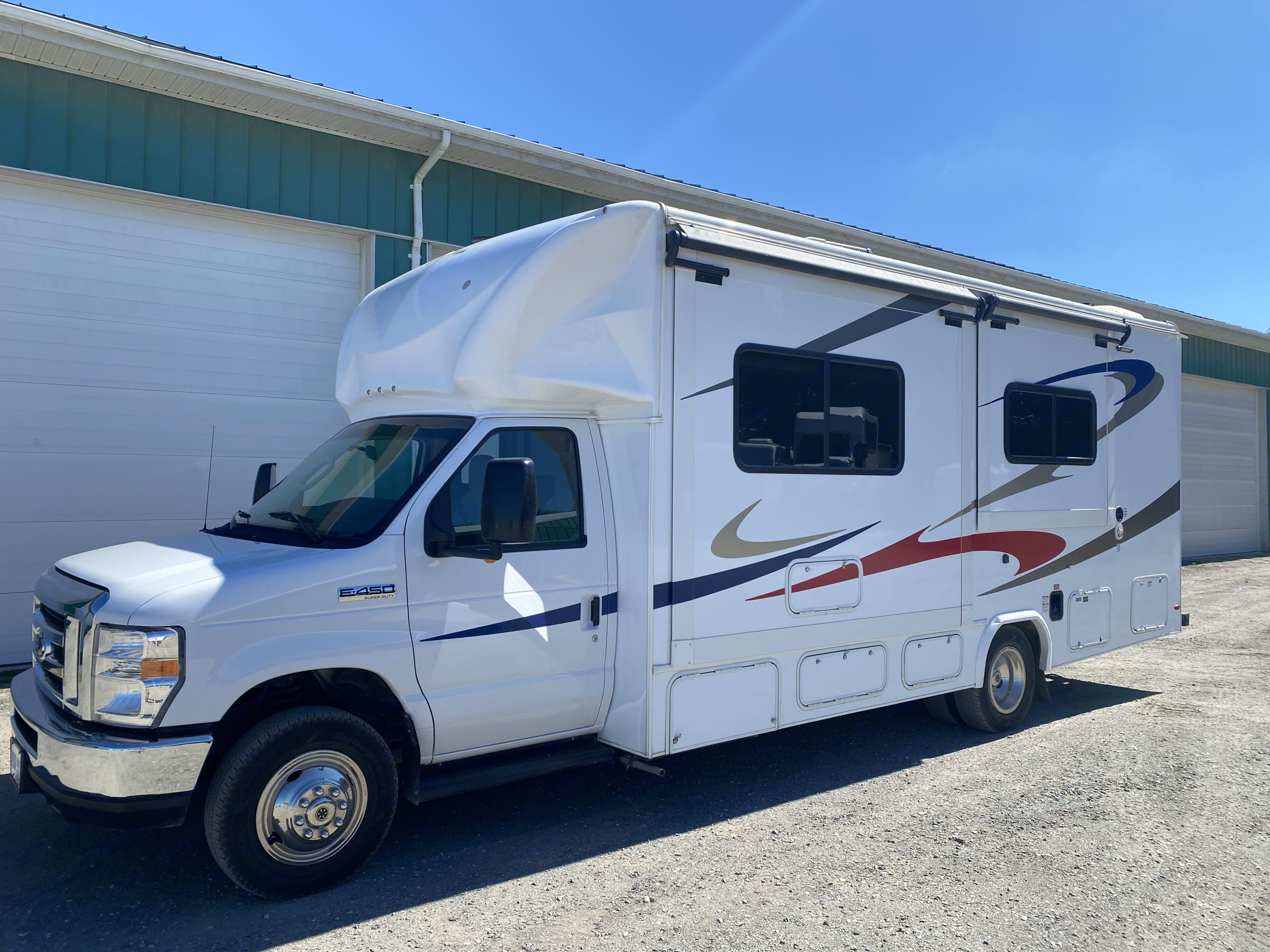 2013 Ford E450 Class C Rental in Delta, BC | Outdoorsy