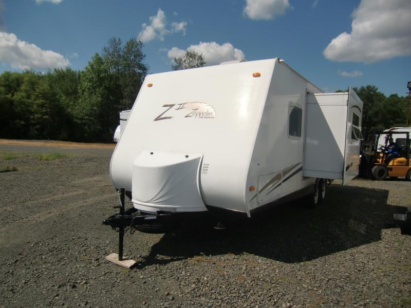2005 Keystone Zeppelin Trailer Rental in Frankfort, KY | Outdoorsy
