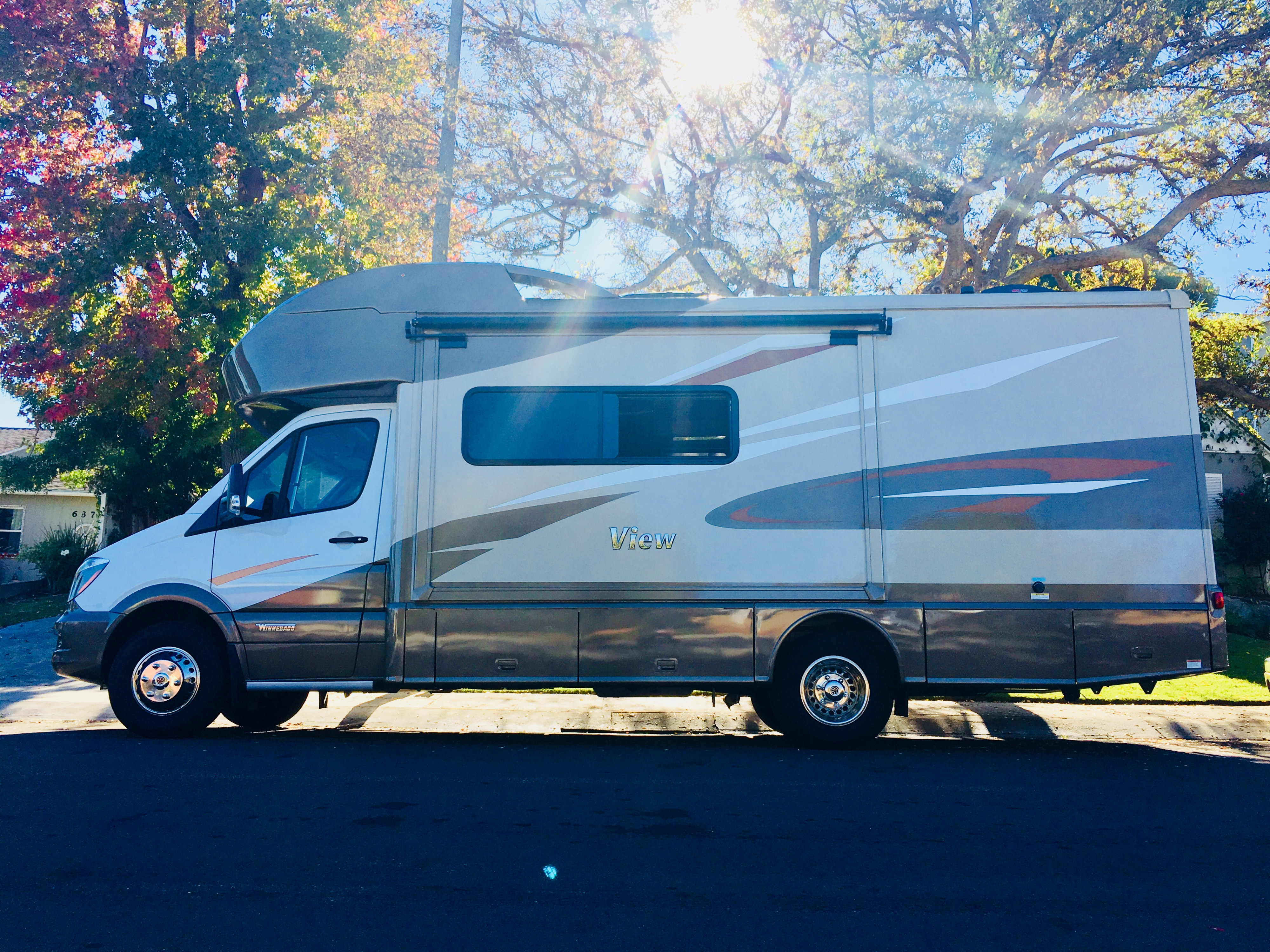 2018 Winnebago View Class C Rental in Los Angeles, CA | Outdoorsy