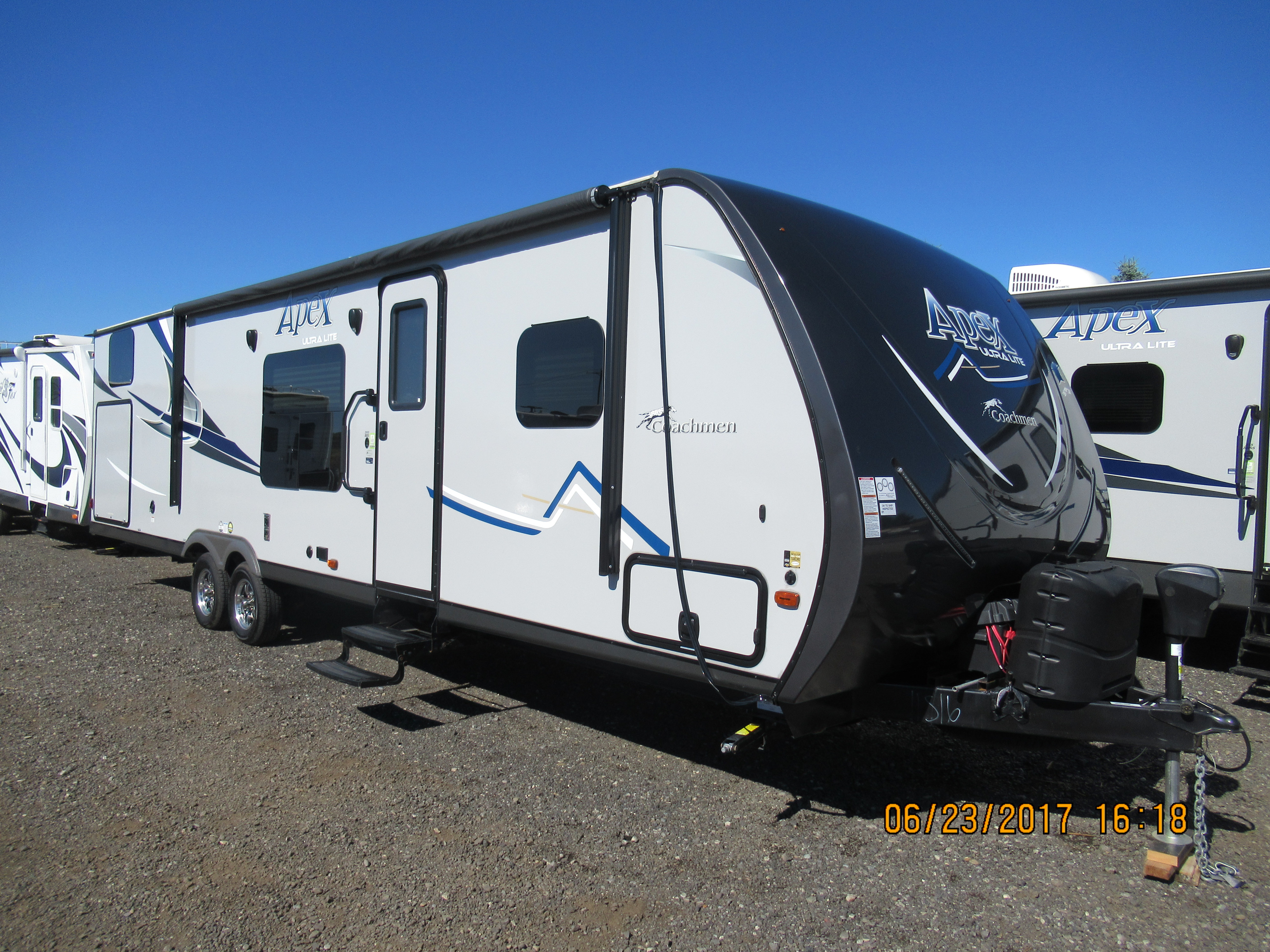 2017 Coachmen Apex 300BHS Trailer Rental in Spokane Valley, WA | Outdoorsy