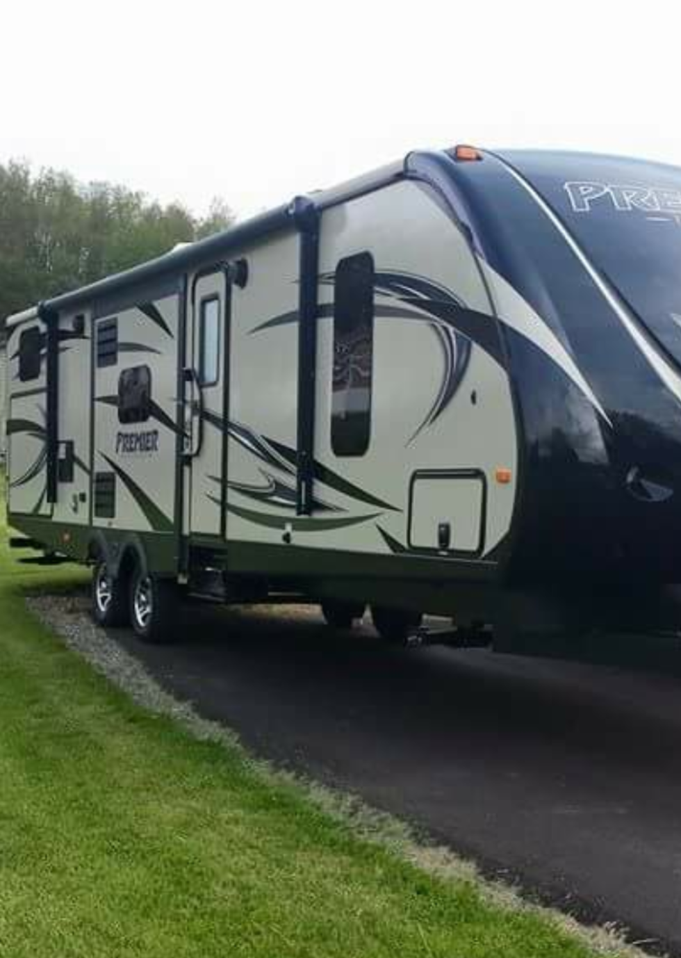 2015 Keystone Bullet Premier Trailer Rental in Fort Chiswell, VA ...