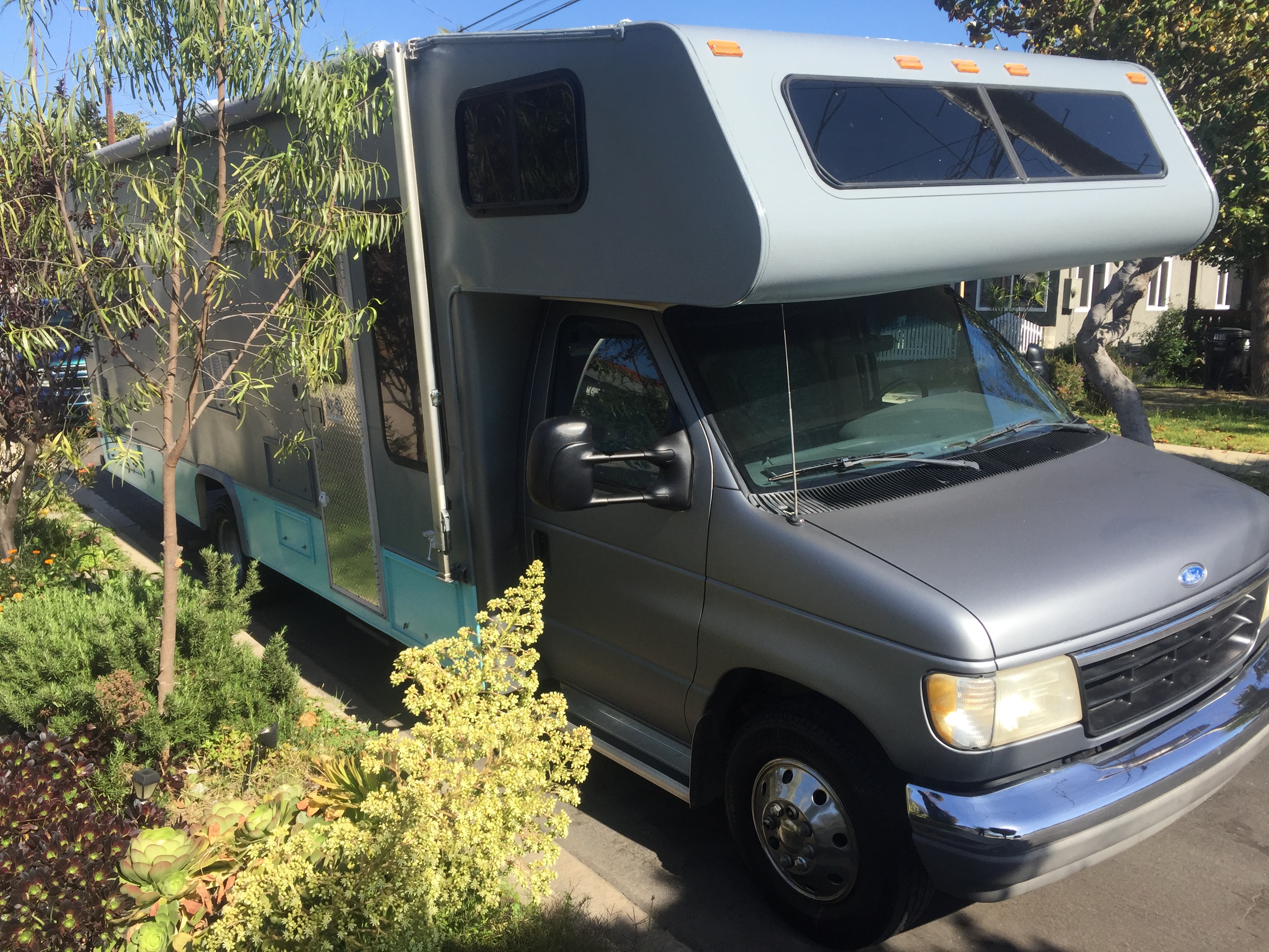 1992 CUSTOM Coachmen Leprechaun Class C Rental in Torrance, CA | Outdoorsy