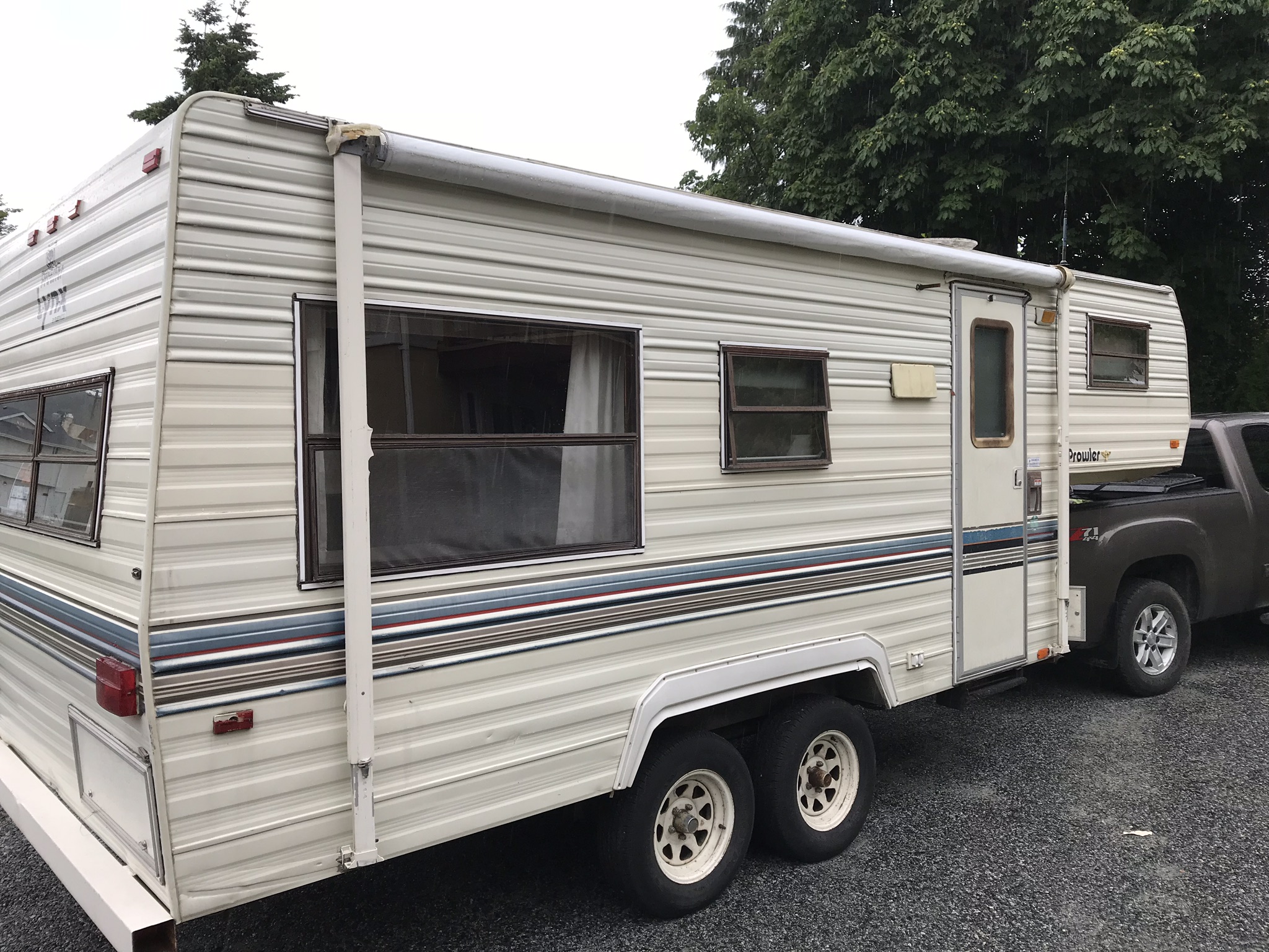 1990 Fleetwood Prowler Fifth-Wheel Rental in Nanaimo, BC | Outdoorsy