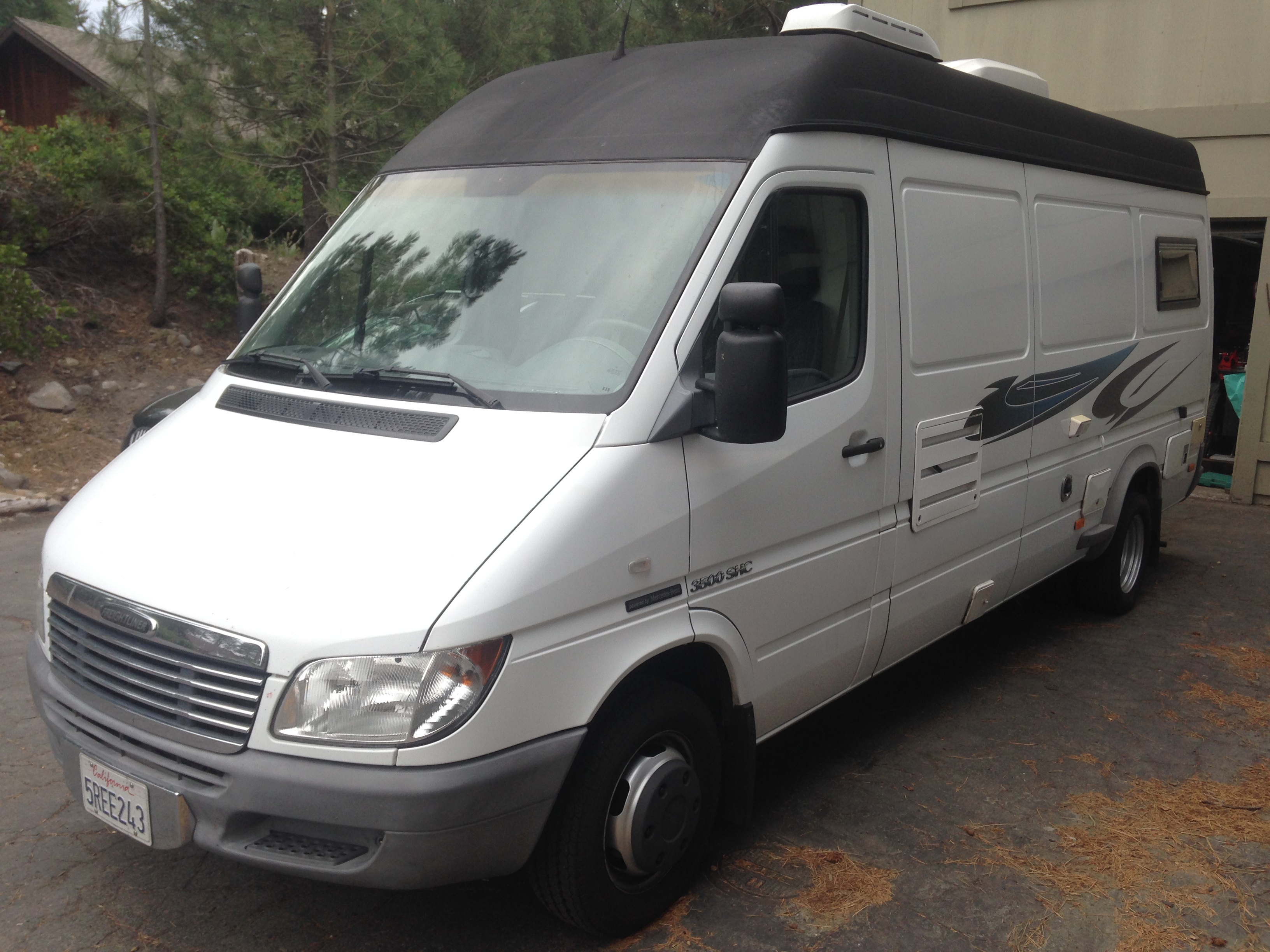 2003 Freightliner Sprinter Camper Van Rental in Truckee, CA | Outdoorsy