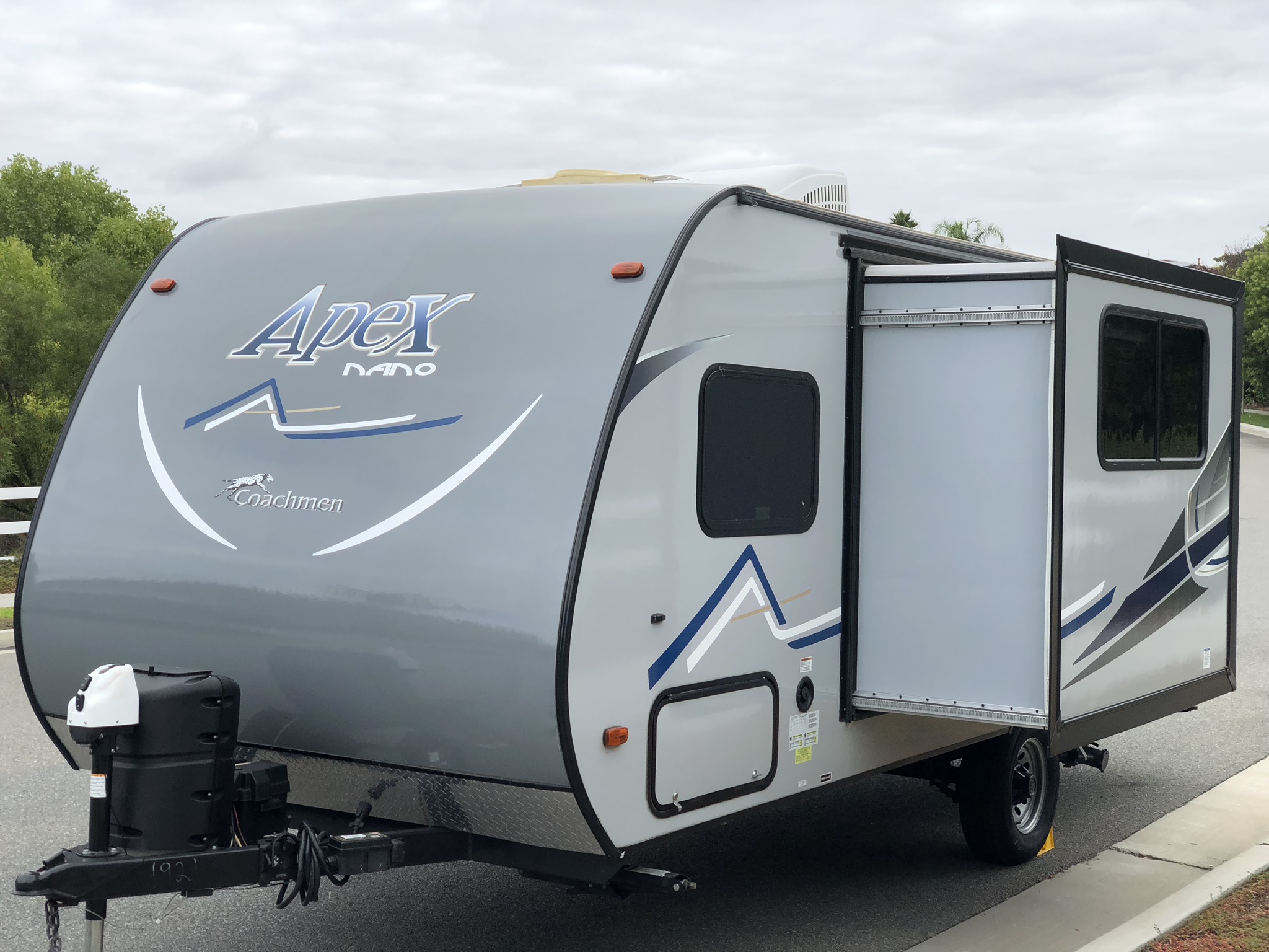 2018 Coachmen Apex Trailer Rental in Murrieta, CA | Outdoorsy