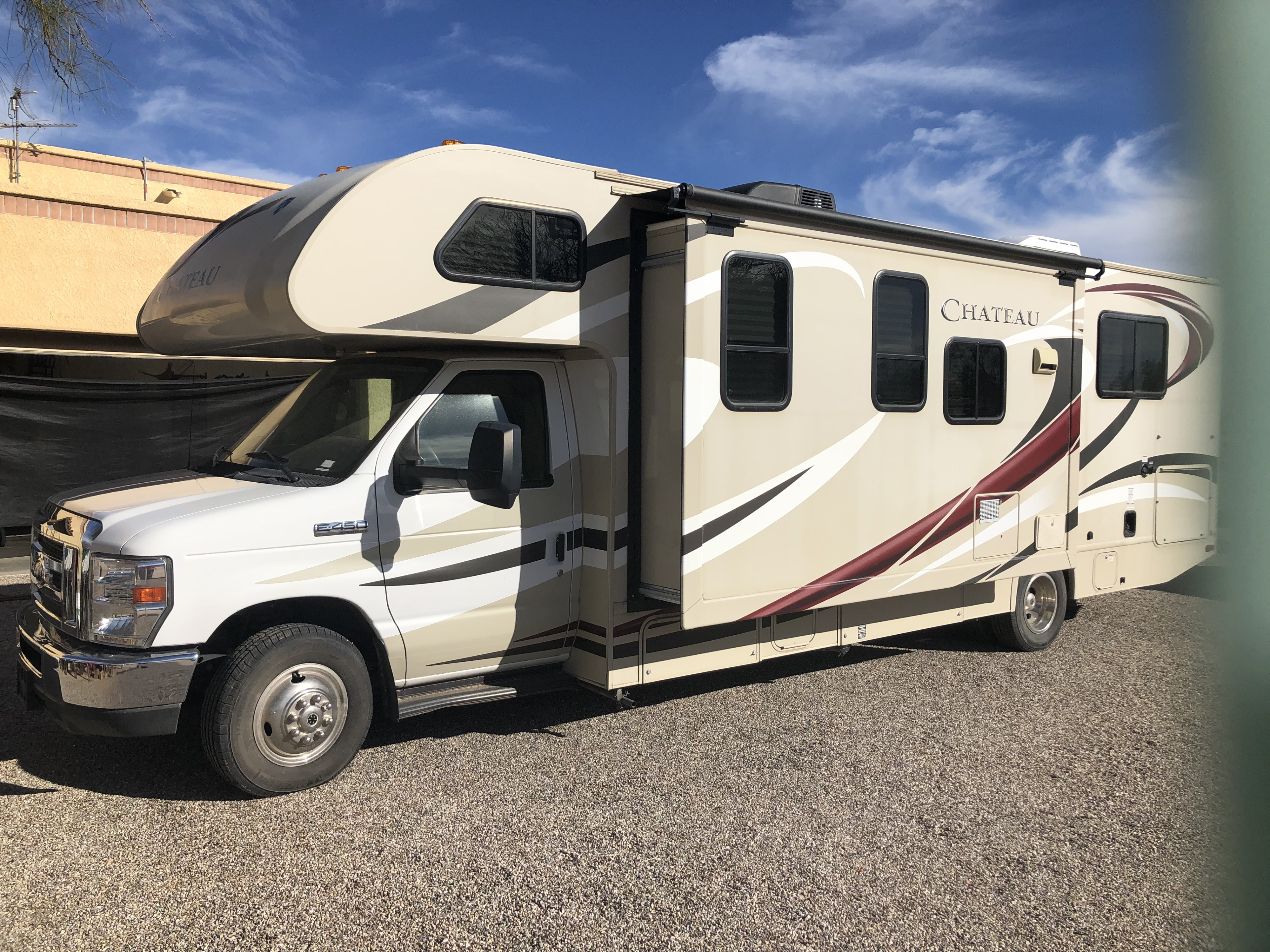 2016 Thor Motor Coach Chateau Class C Rental in Tucson, AZ | Outdoorsy