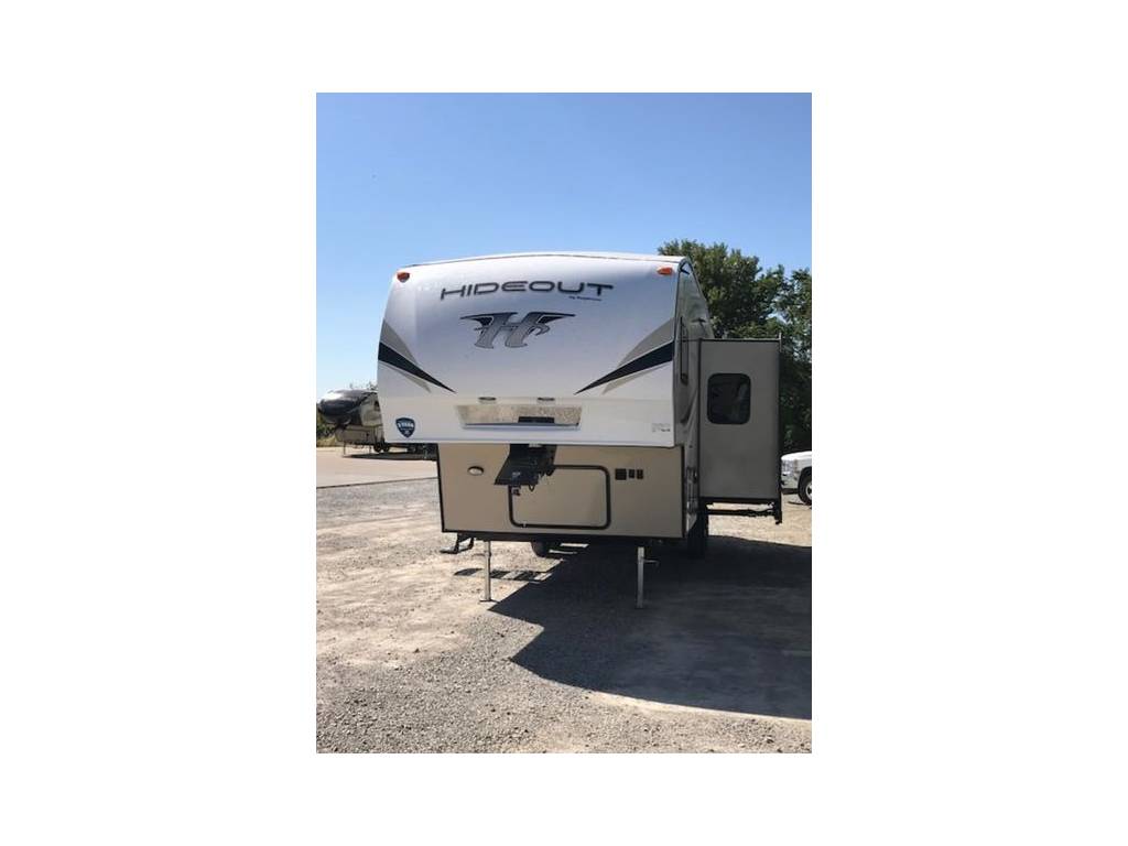 2018 Keystone Hideout Fifth-Wheel Rental in Edinburg, TX | Outdoorsy