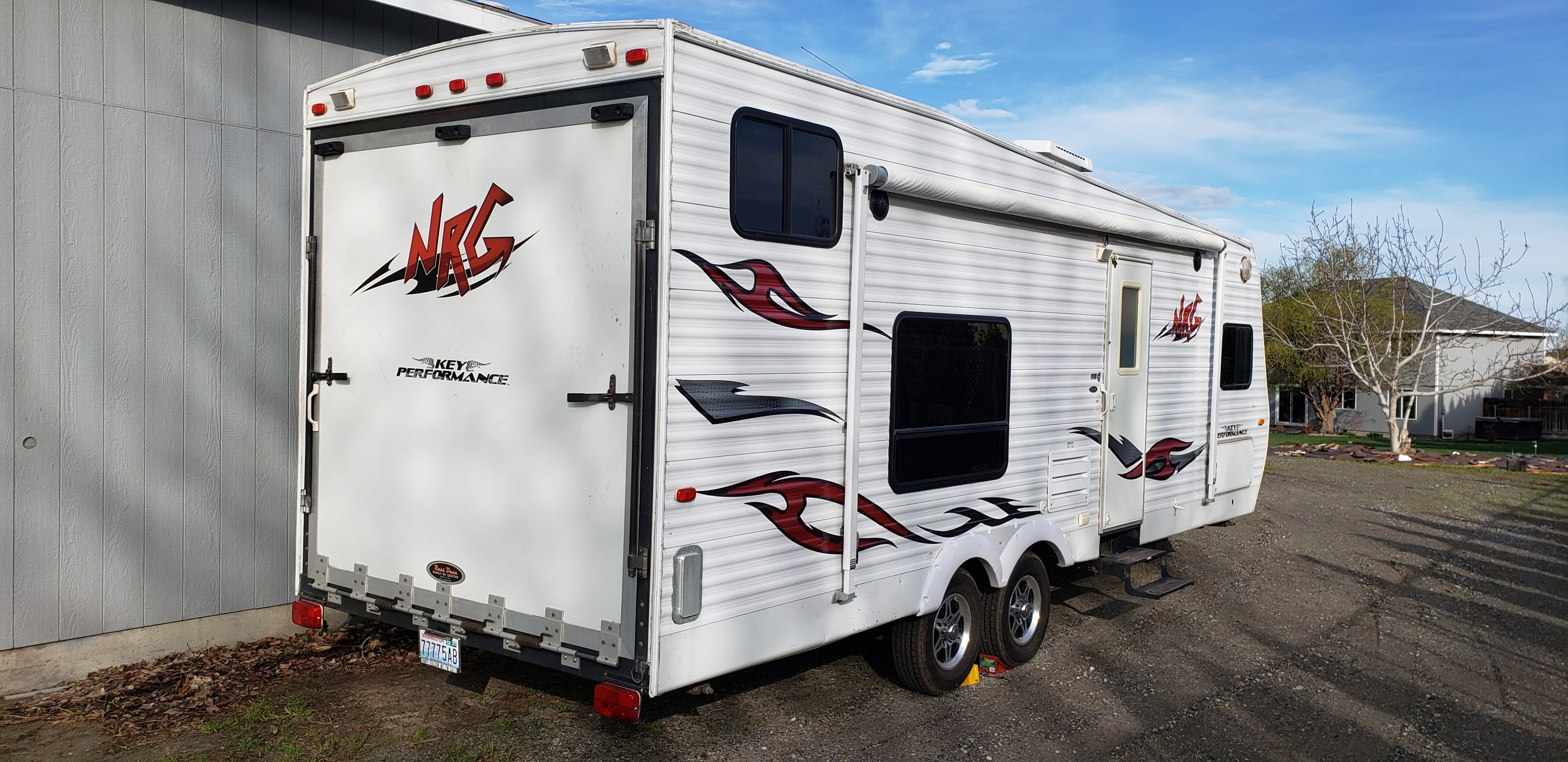 2007 Keystone Energy Toy Hauler Rental in West Richland, WA | Outdoorsy
