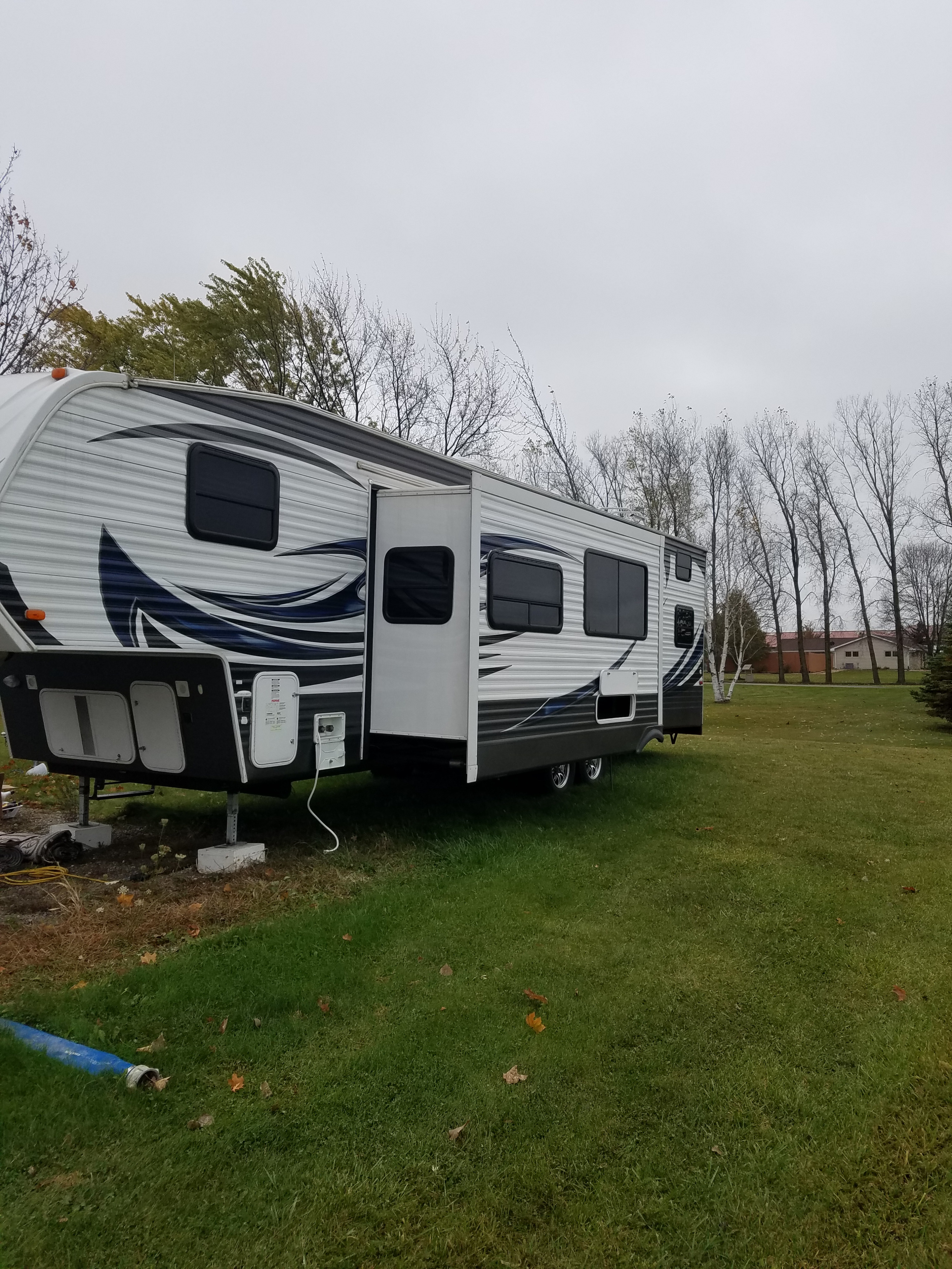 2014 Palomino Puma Unleashed Toy Hauler Rental in Freedom, WI | Outdoorsy