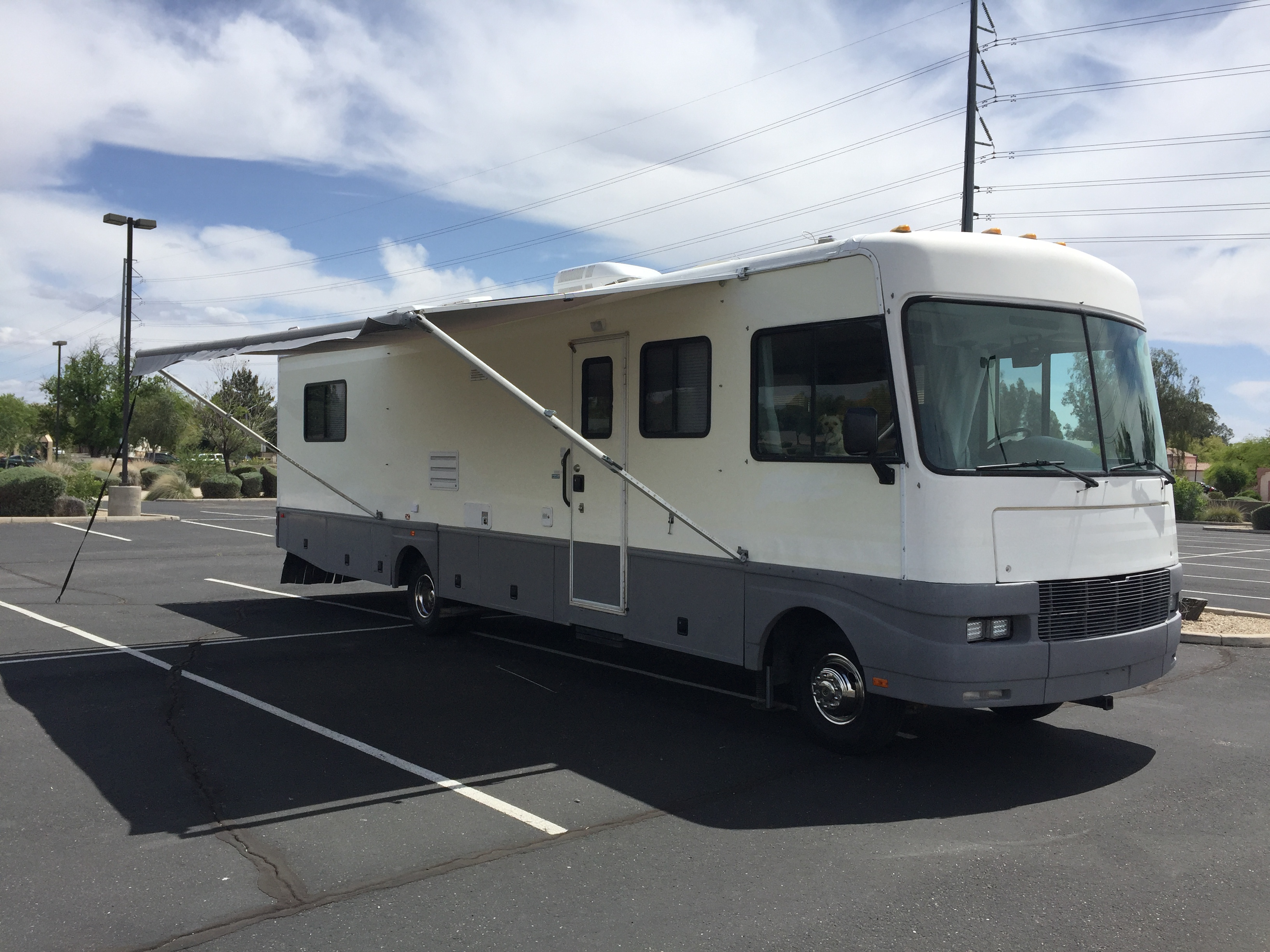 1998 Fleetwood Southwind Class A Rental in Phoenix, AZ | Outdoorsy