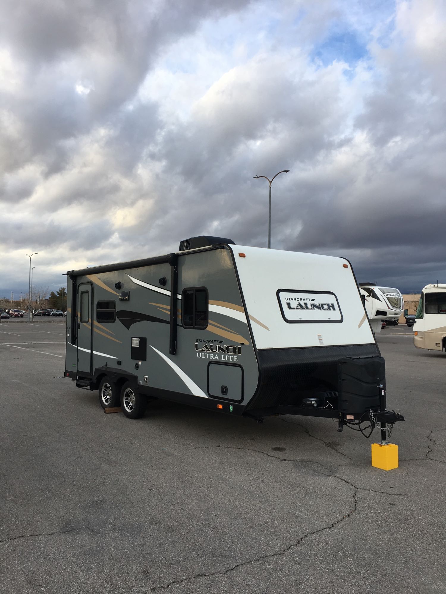 2017 Starcraft Launch Trailer Rental in Las Vegas, NV | Outdoorsy