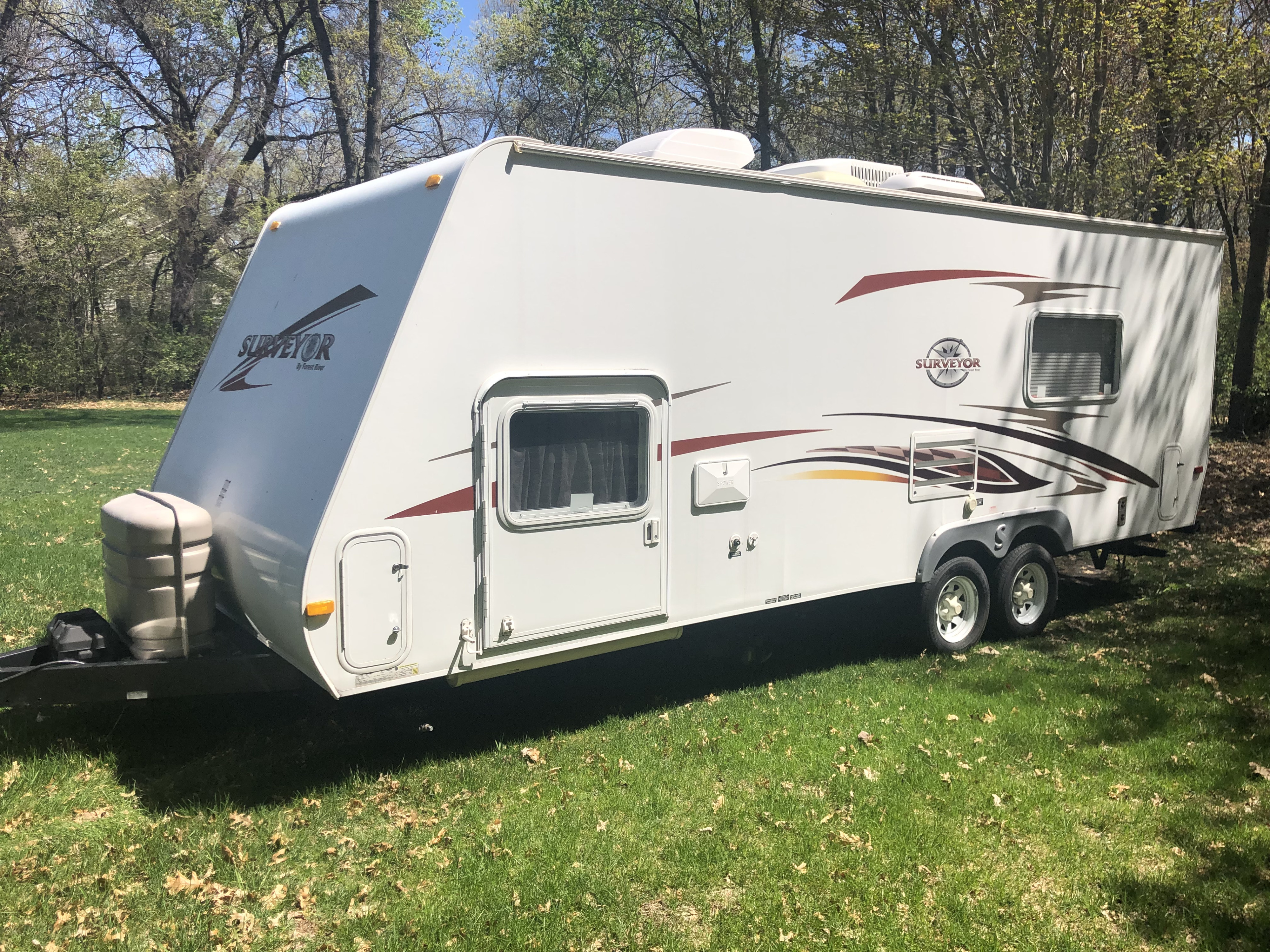 2008 Forest River Surveyor Trailer Rental in Ham Lake, MN | Outdoorsy