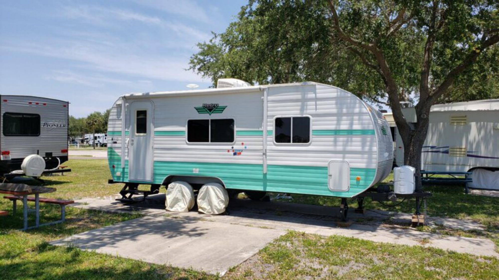 2018 Riverside Rv 189R Retro Trailer Rental in Fort Myers, FL | Outdoorsy