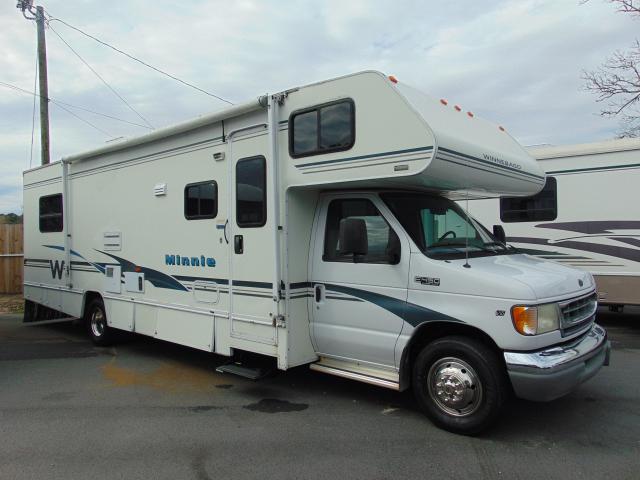2002 Winnebago Minnie Winnie Class C Rental in Redmond, WA | Outdoorsy