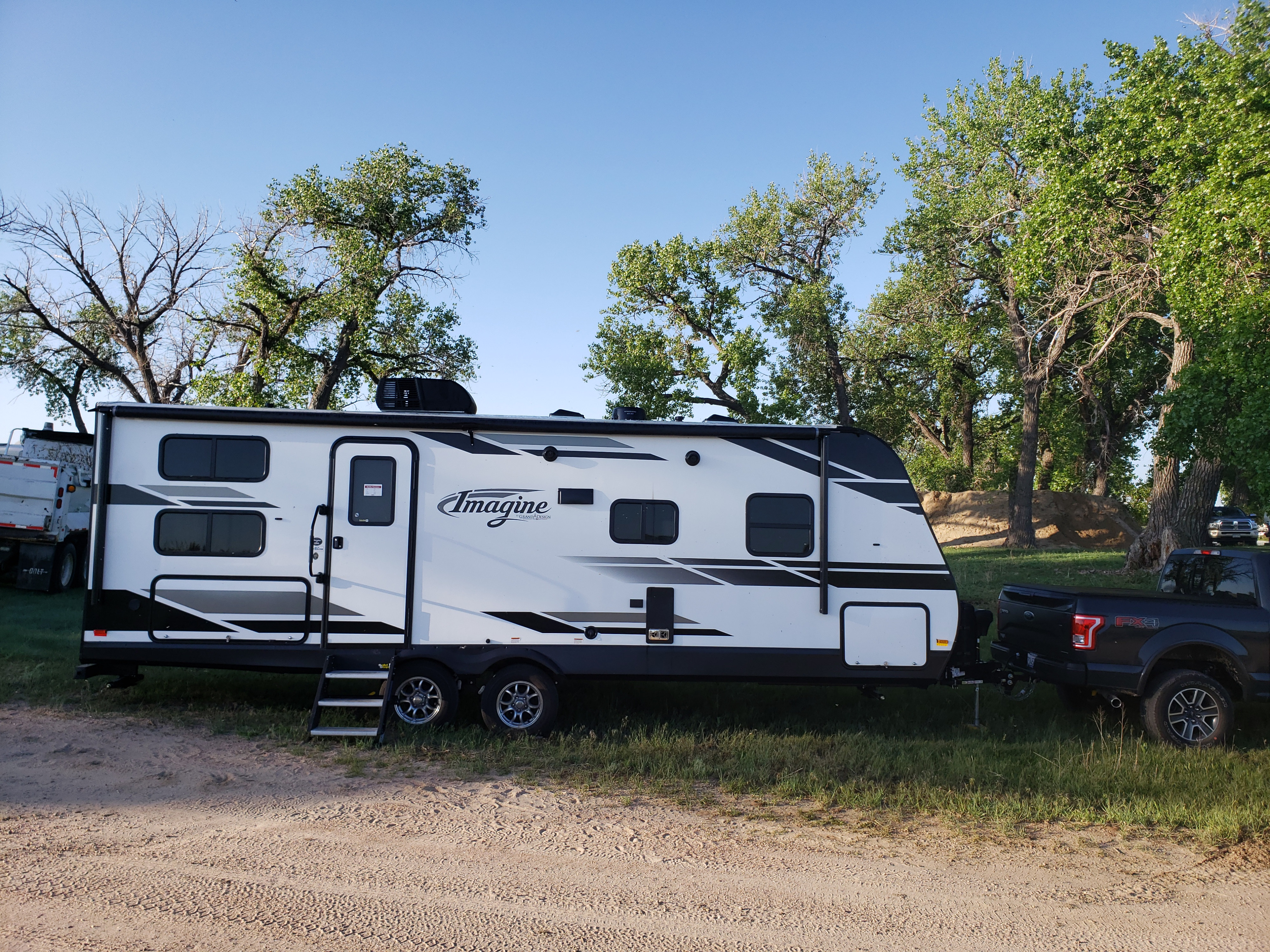 2019 Grand Design Imagine Trailer Rental in Lake Barrington, IL | Outdoorsy