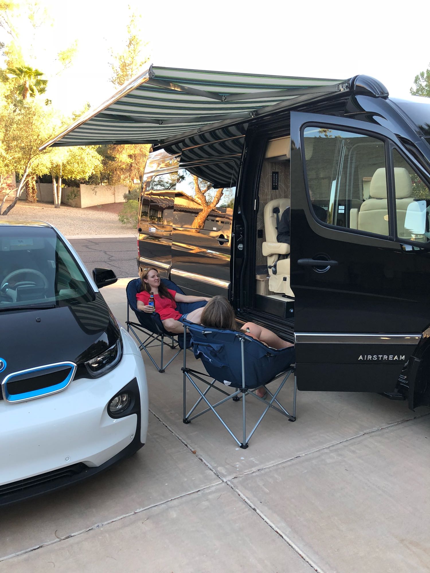 2017 Airstream Tommy Bahama Touring Coach Class B Rental in Paradise ...