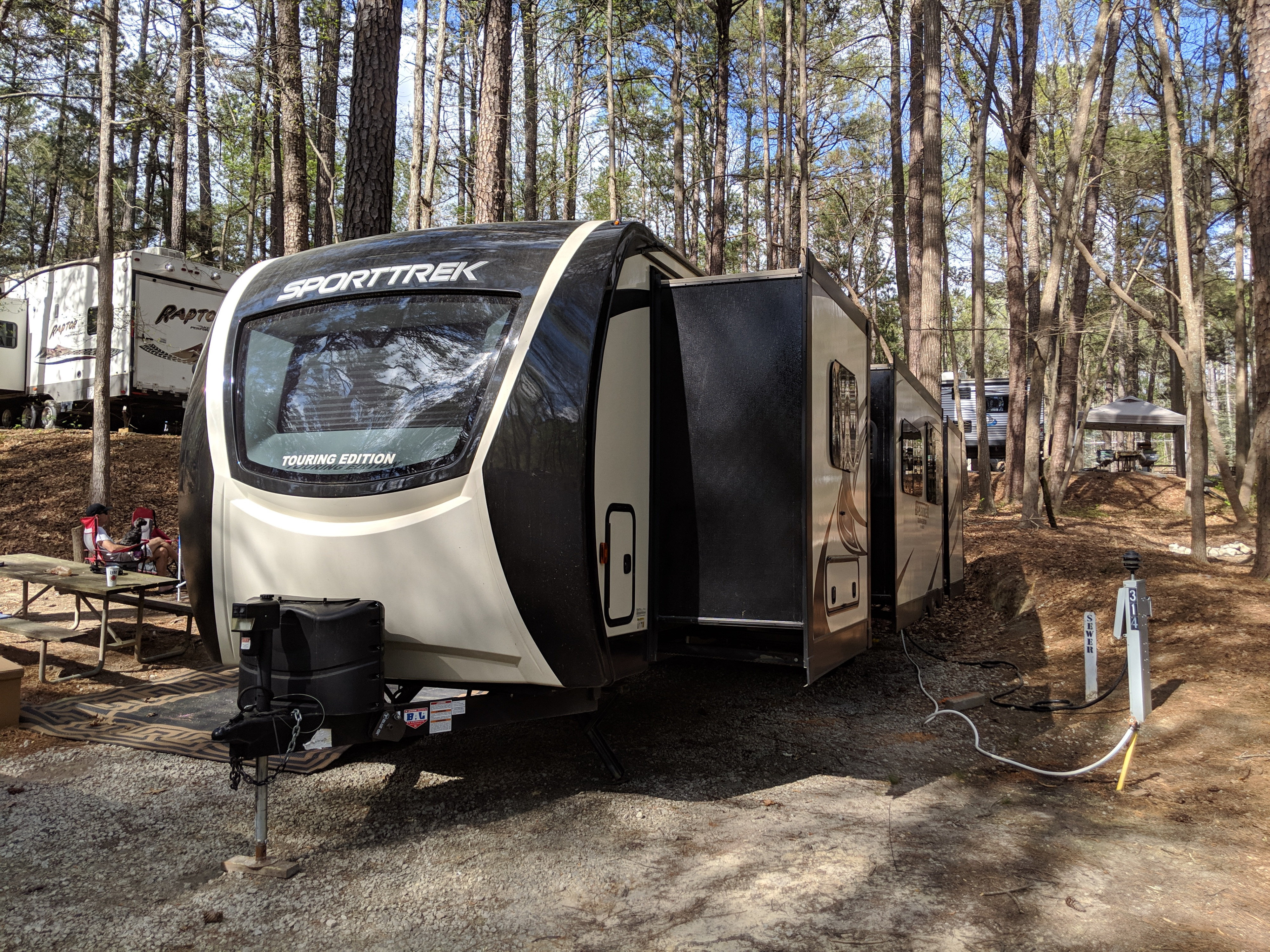 2018 Venture Rv Sporttrek Trailer Rental in Alachua, FL | Outdoorsy