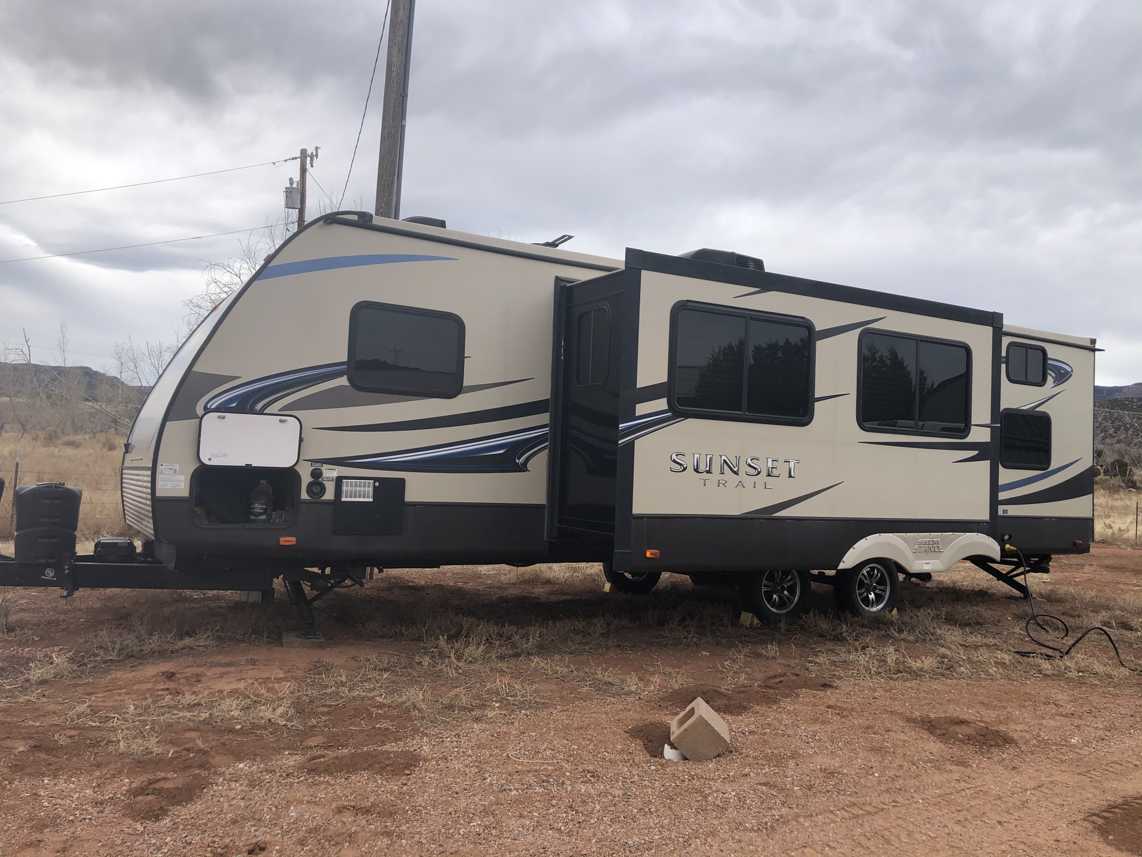 2015 Crossroads Sunset Trail Super Lite Trailer Rental in Cañon City ...