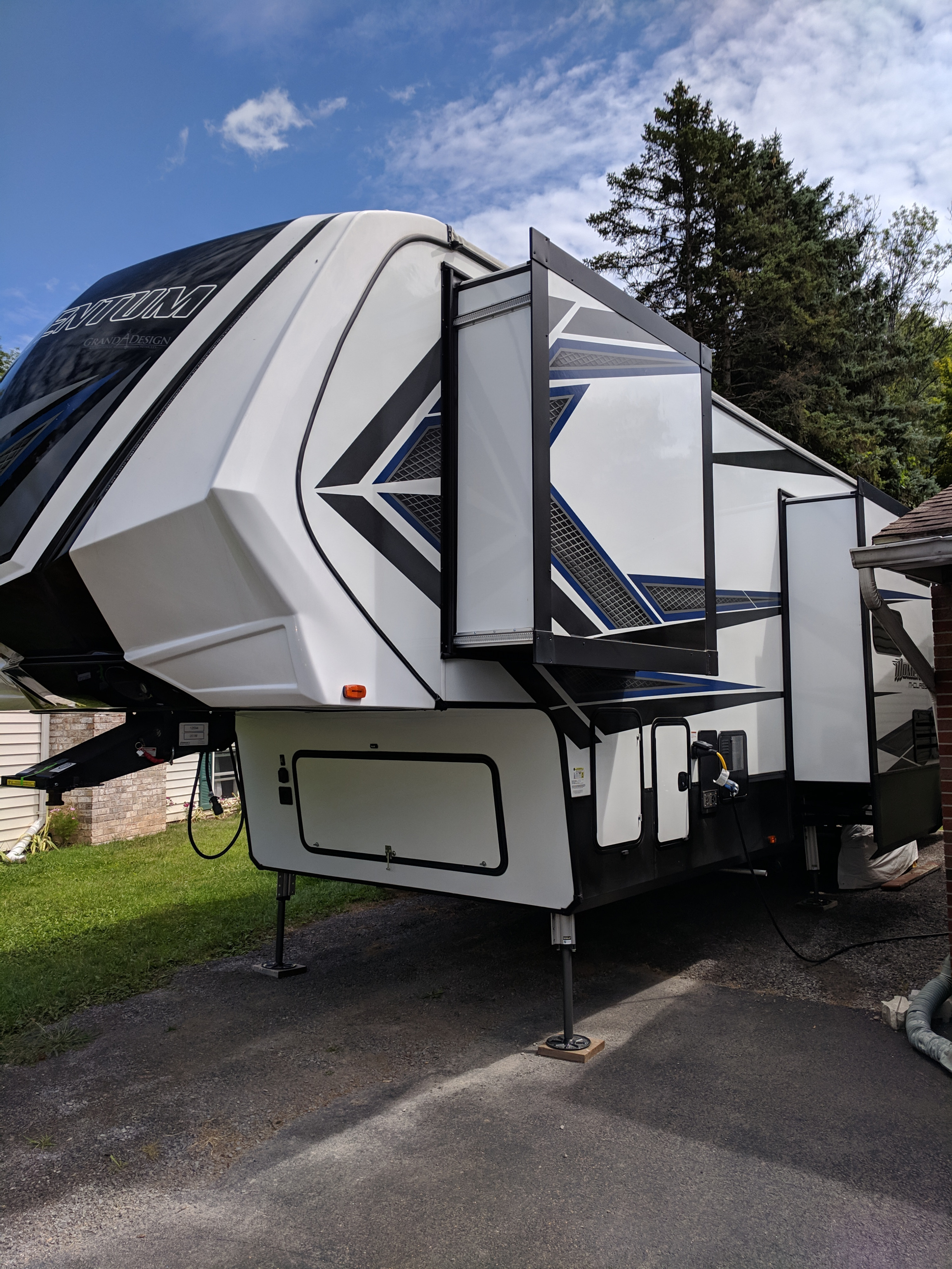 2019 grand design momentum 351 M Fifth-Wheel Rental in rochester, NY ...