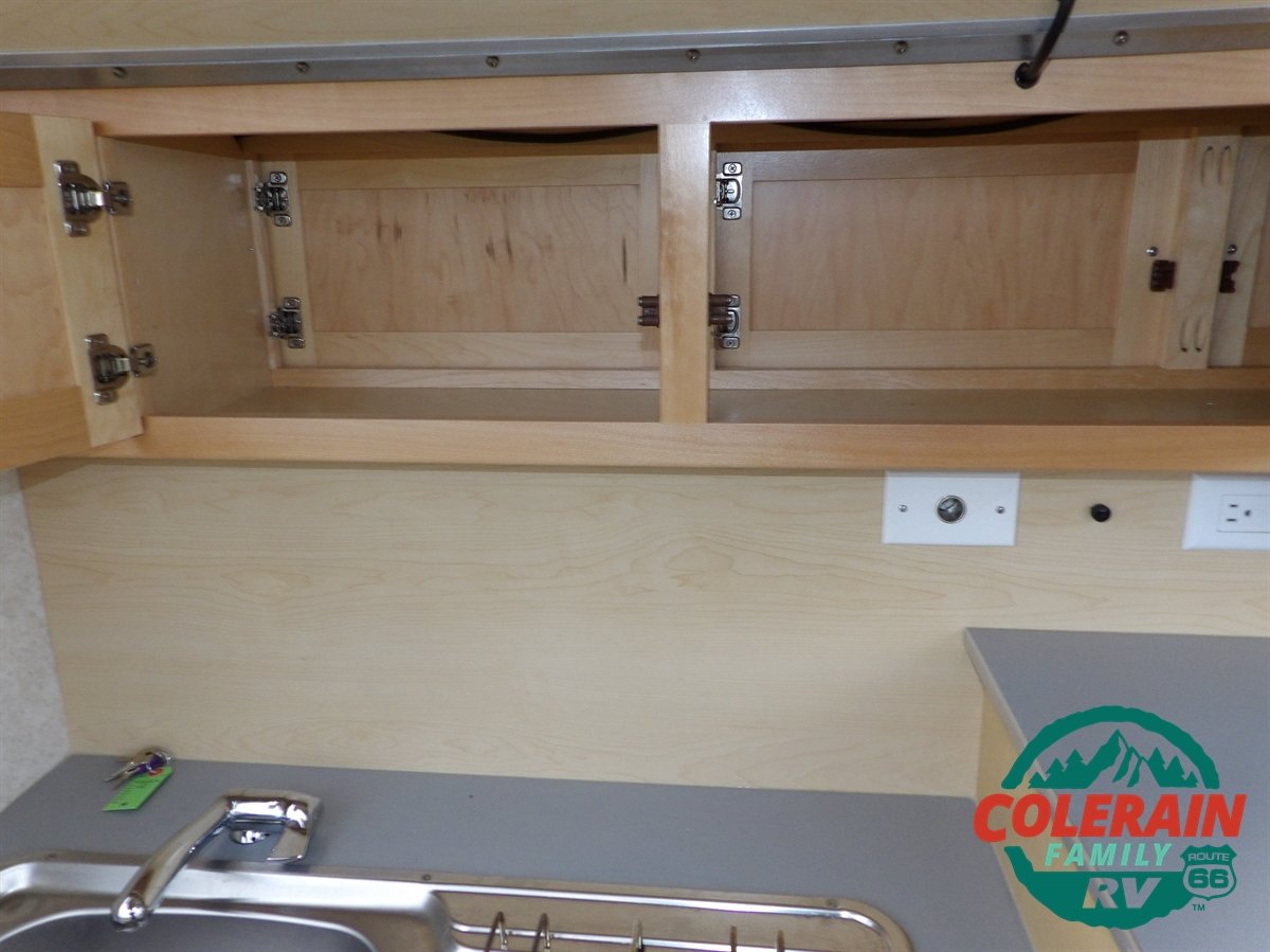 2016 T@B Clamshell Class C Rental in Gahanna, OH | Outdoorsy