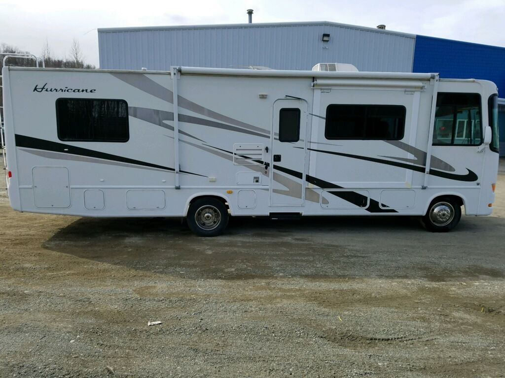 2007 Thor Motor Coach Hurricane Class A Rental in Anchorage, AK | Outdoorsy