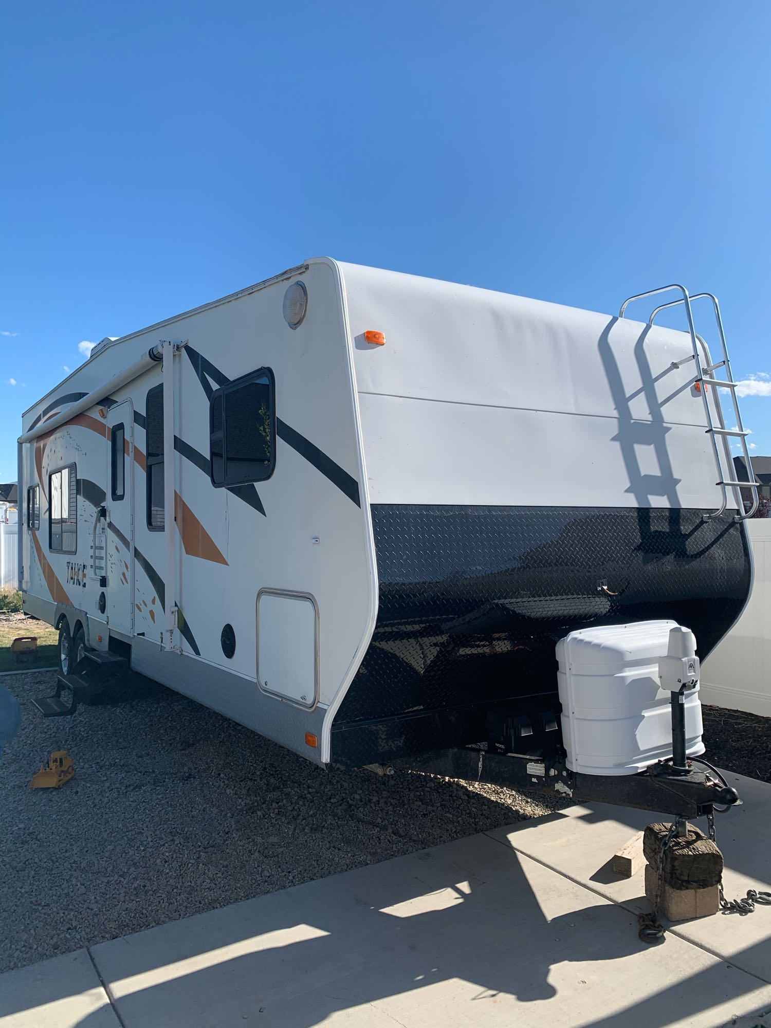 2009 Thor Motor Coach Tahoe Toy Hauler Rental in Lehi, UT | Outdoorsy
