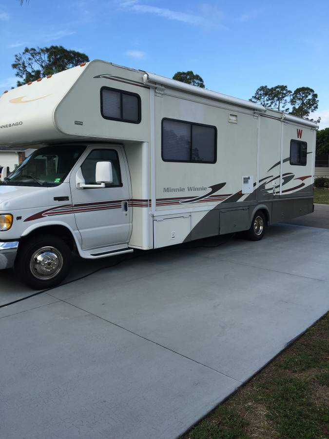 2002 Winnebago Minnie Winnie Class C Rental in Boynton Beach, FL ...