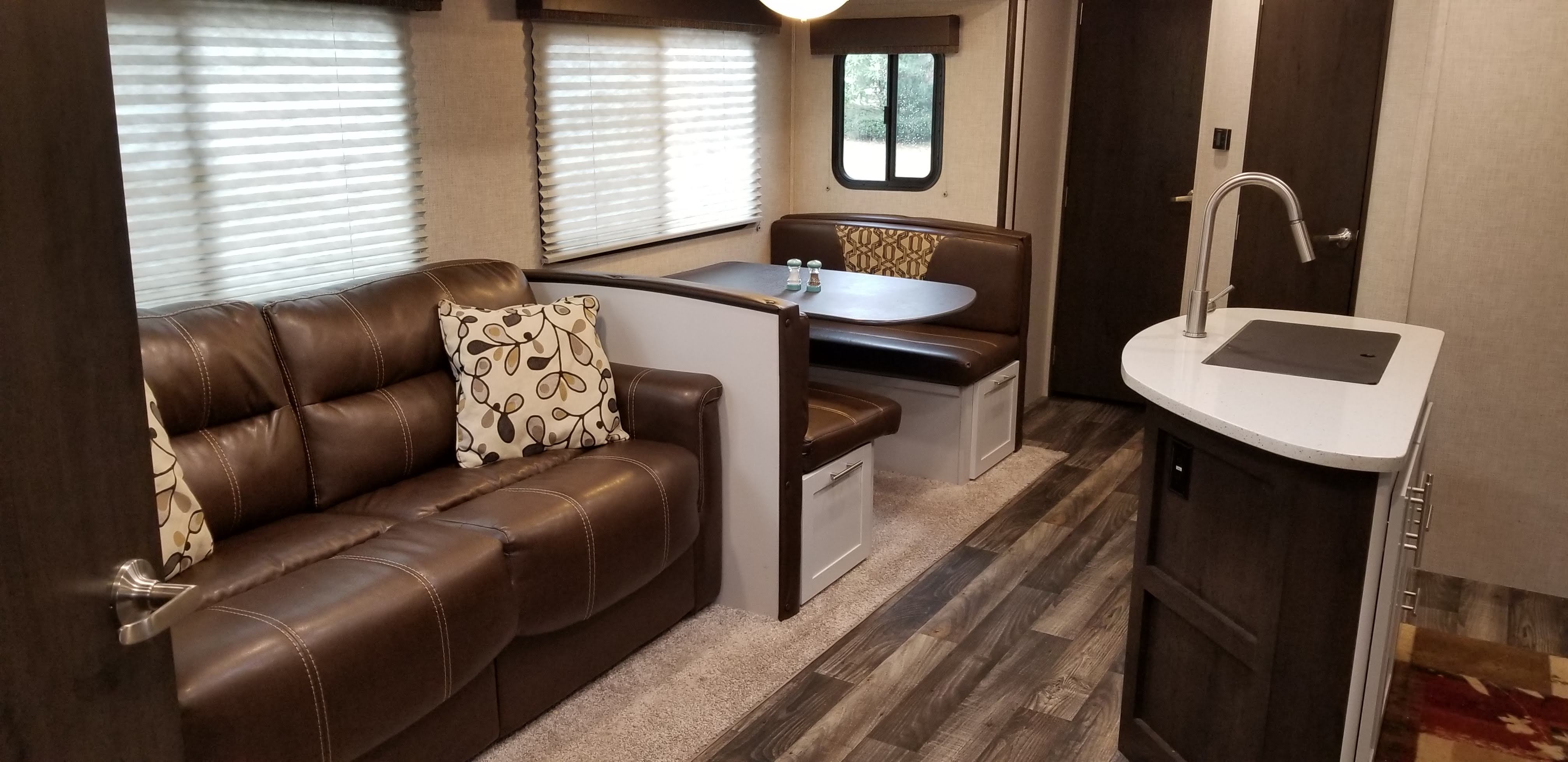 2018 Keystone Premier Trailer Rental in Goose Creek, SC | Outdoorsy