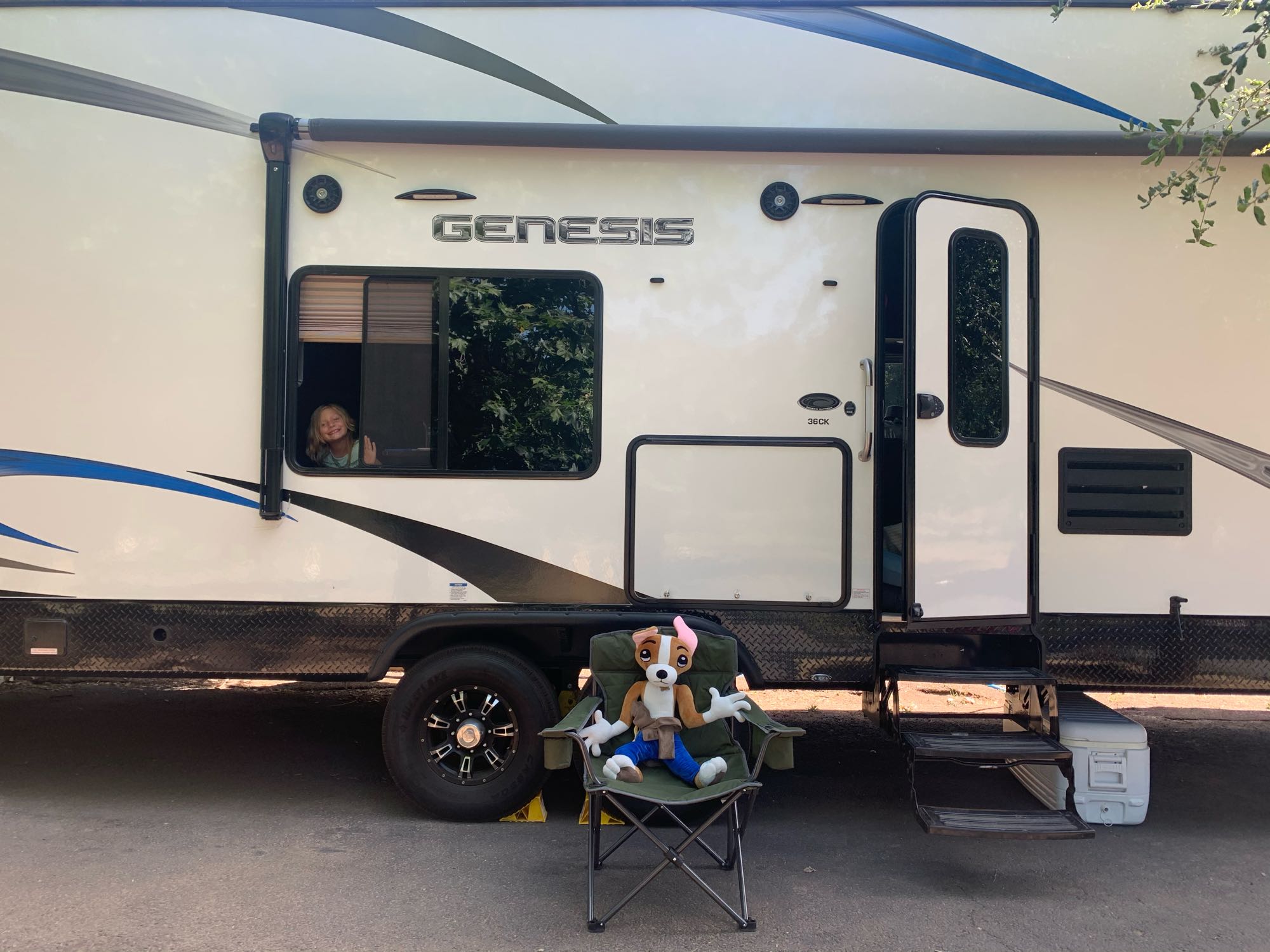 2019 Genesis Supreme Rv Genesis Supreme Fifth-Wheel Rental in Temecula ...