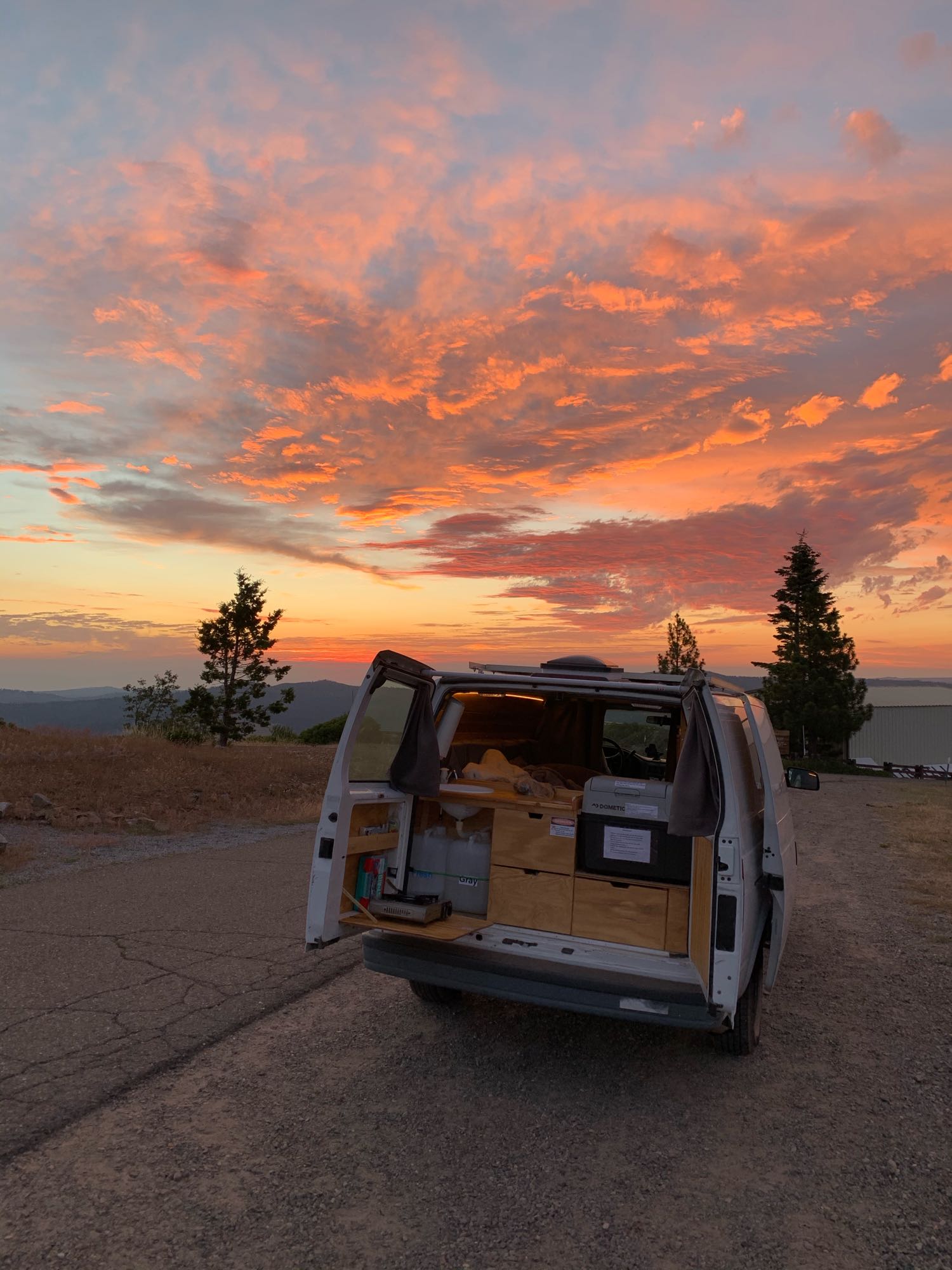 2000 GMC Safari Camper Van Rental in San Jose, CA | Outdoorsy