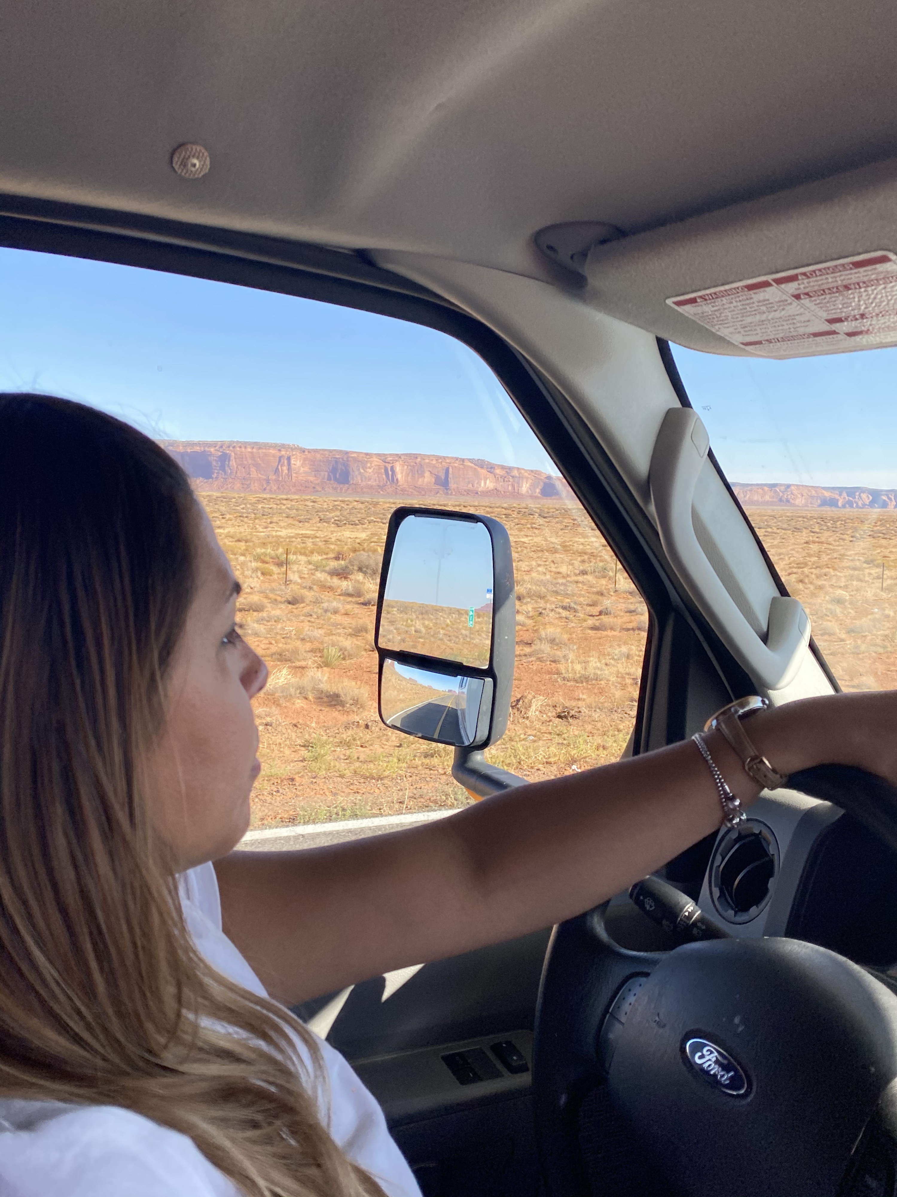 2011 Thor Motor Coach Four Winds Majestic Class C Rental in Tremonton ...