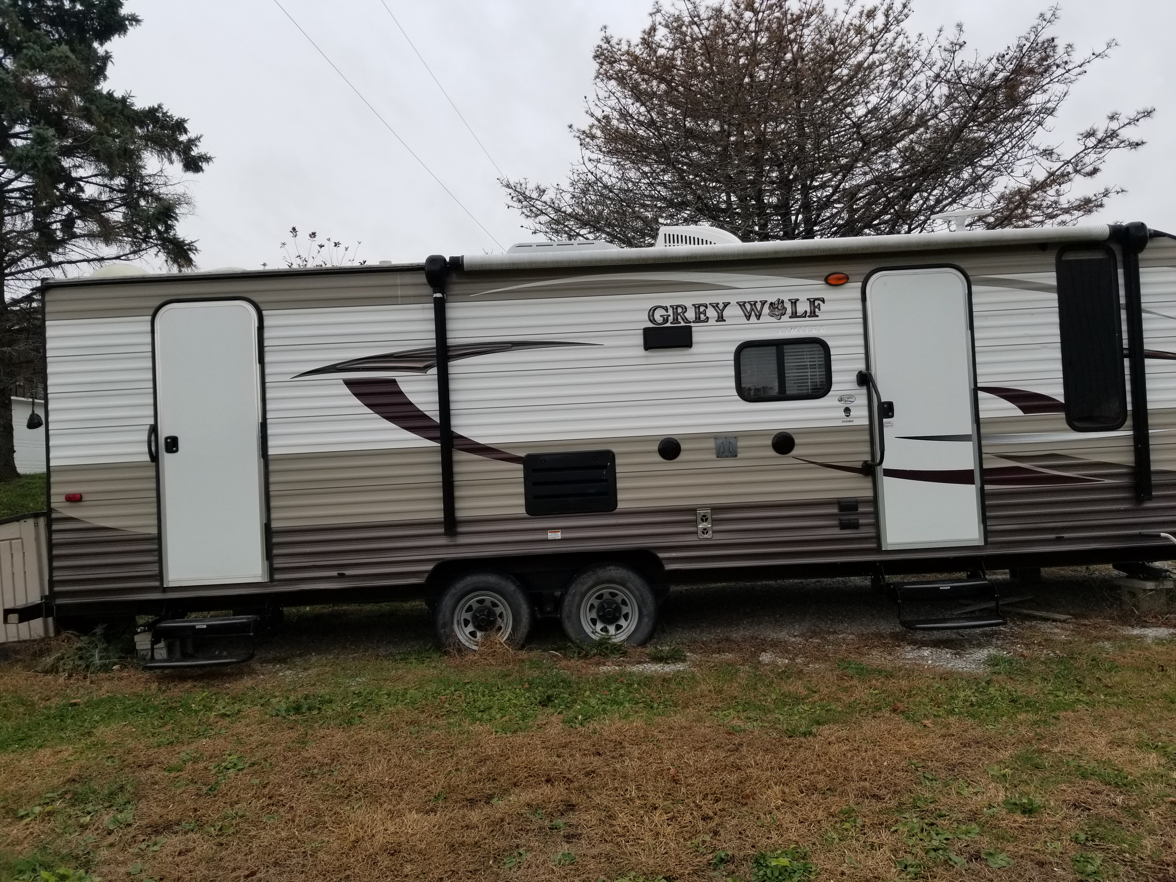2015 Forest River Cherokee Grey Wolf Trailer Rental in Helenville, WI ...