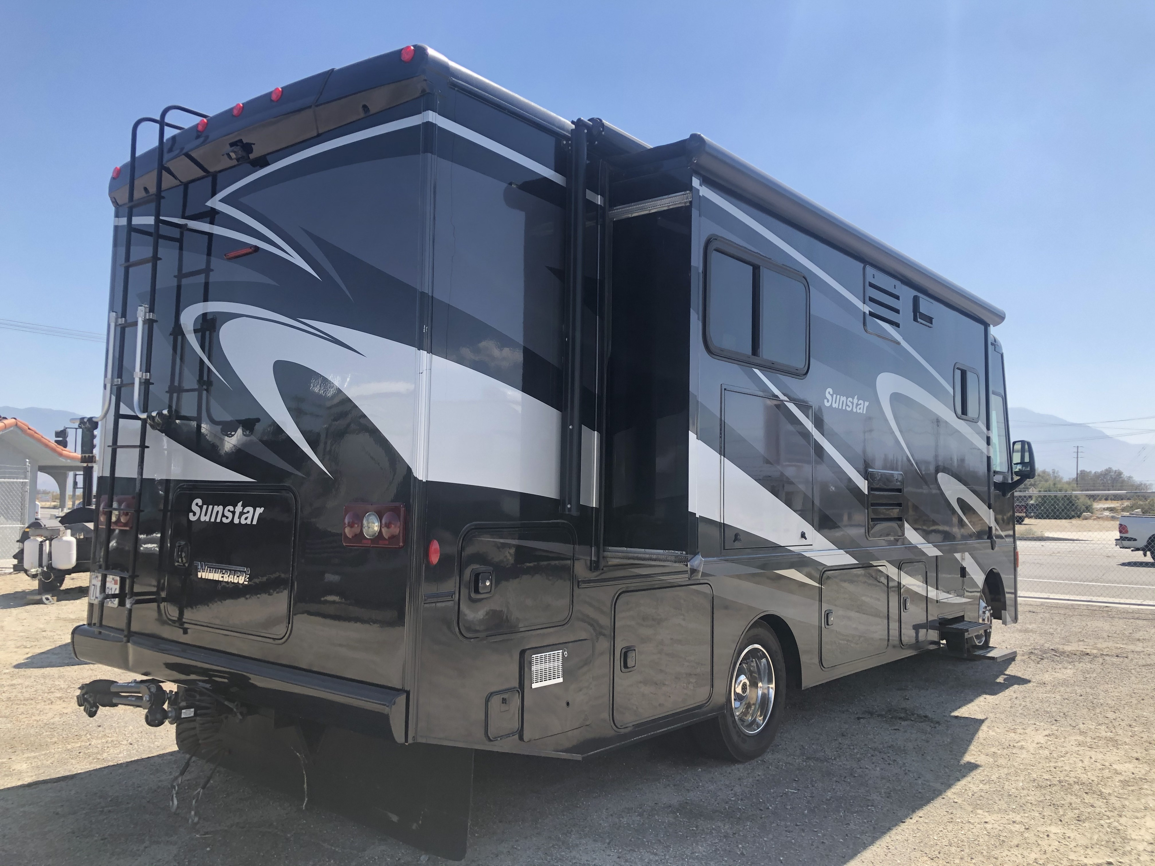2015 Itasca Sunstar Class A Rental in Desert Hot Springs, CA | Outdoorsy
